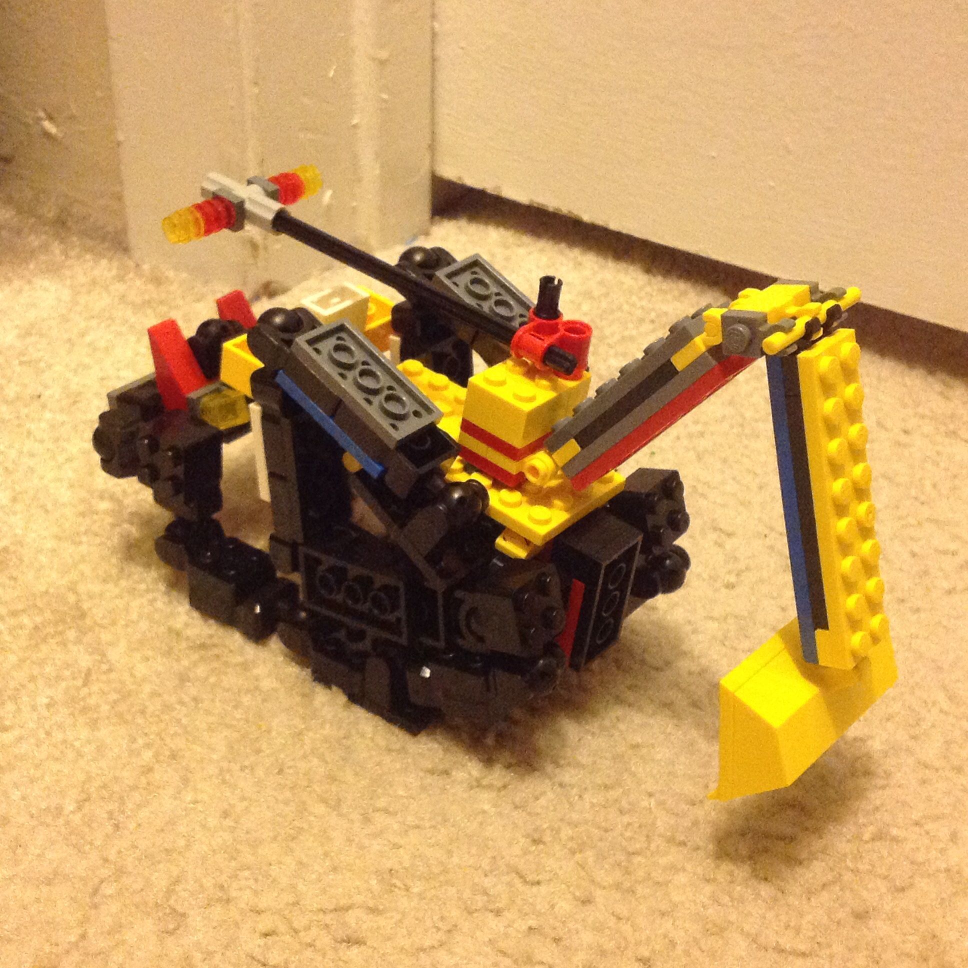 Lego Transformer... Autobot? Lost Constructicon? You Decide ...