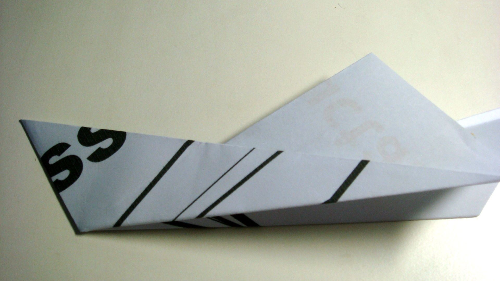 Paper Fighter (yes It Flies) : 5 Steps (with Pictures) - Instructables