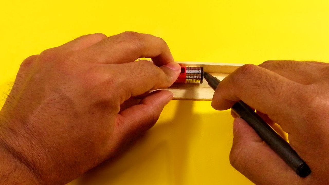 How to Make Battery Holder : 5 Steps (with Pictures) - Instructables