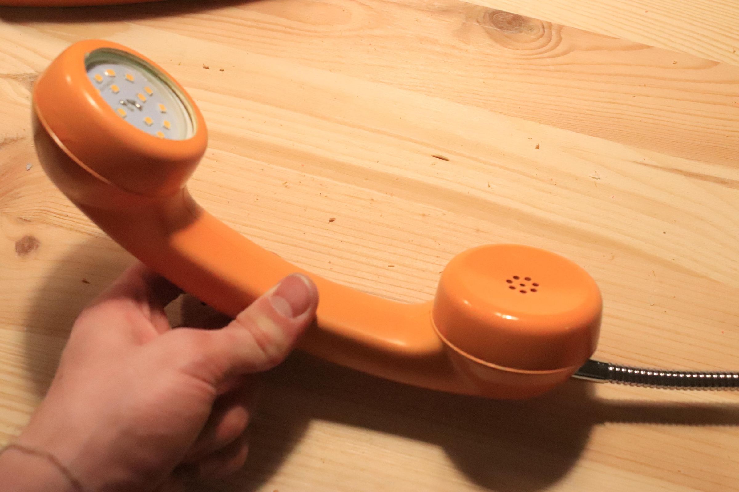 Upcycled RetroPhone Lamp : 17 Steps (with Pictures) - Instructables
