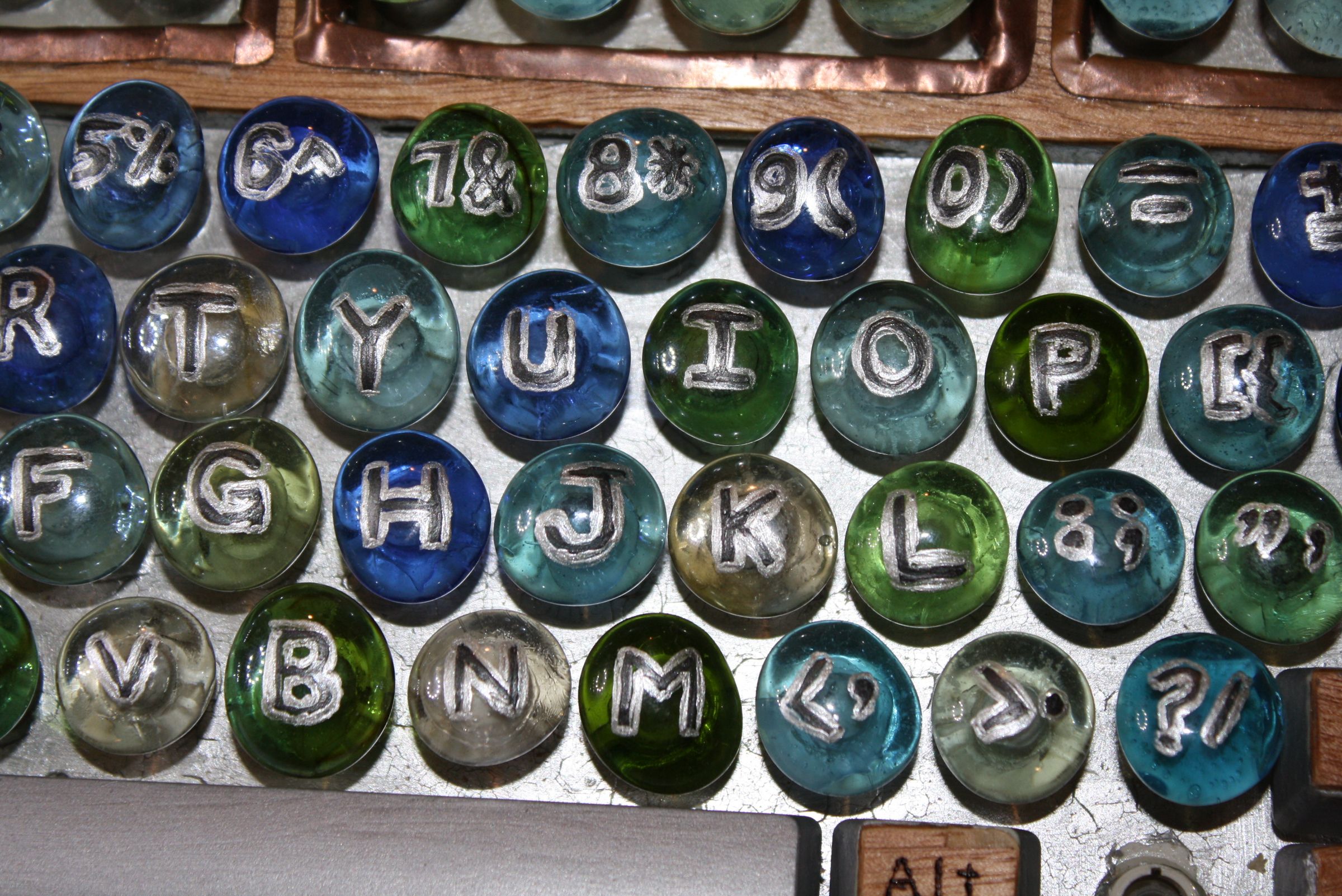 Elven Keyboard : 16 Steps (with Pictures) - Instructables