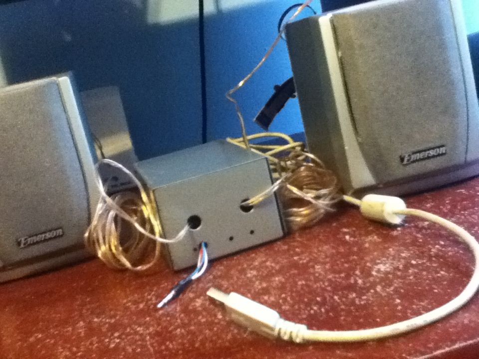 USB Speakers : 6 Steps - Instructables