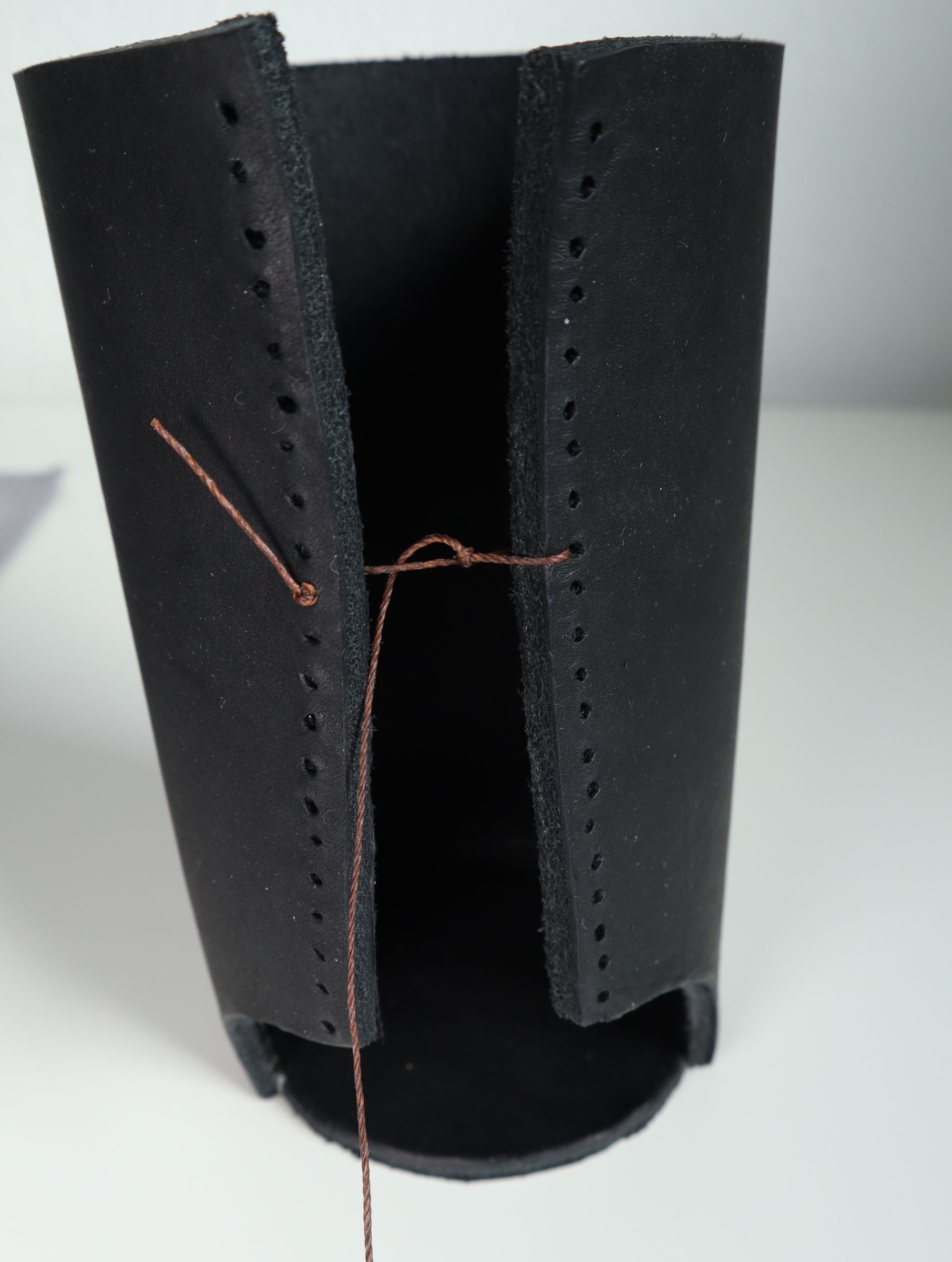 DIY Leather Dice Tower : 4 Steps - Instructables