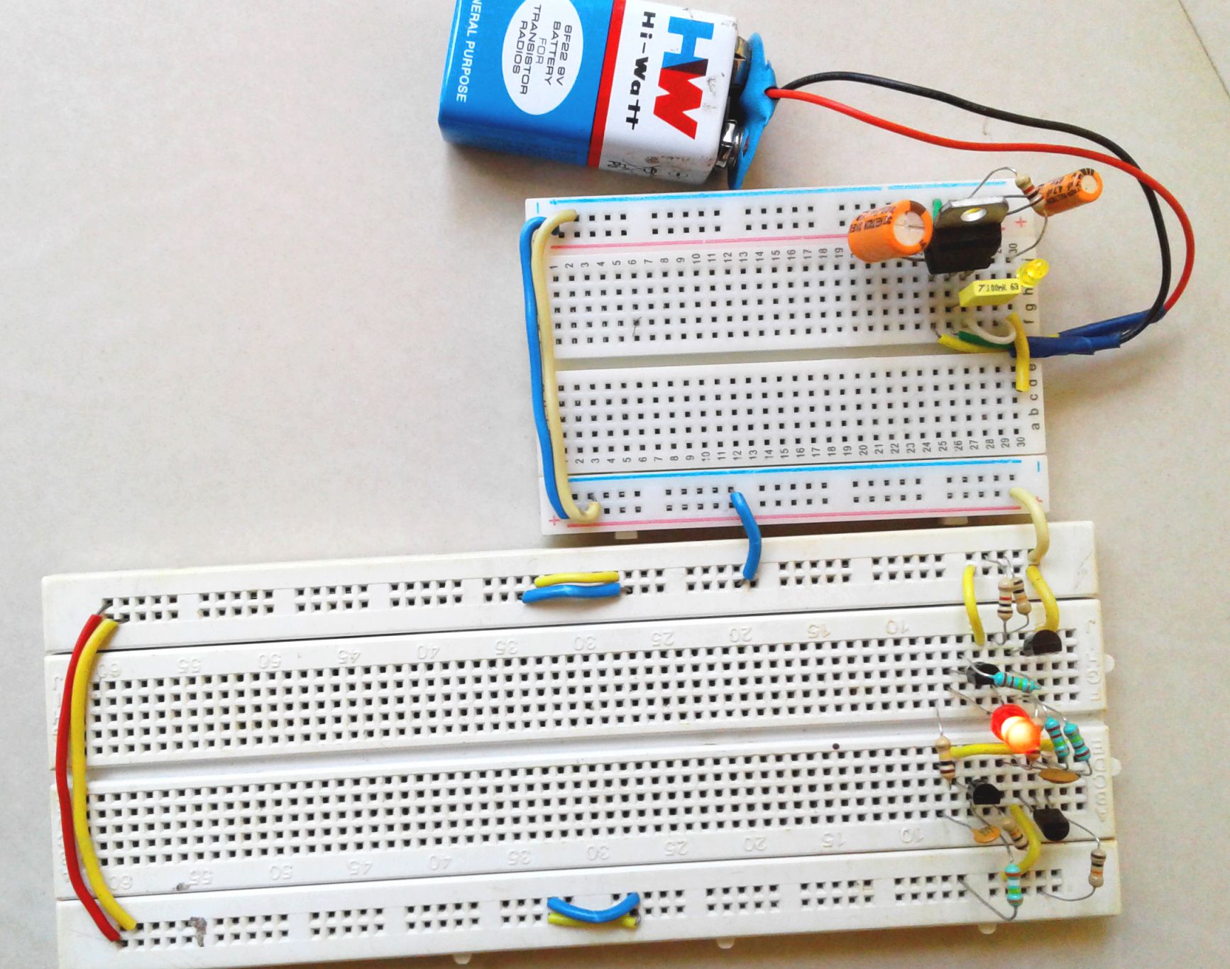 BCD Counter Using Discrete TRANSISTORS : 16 Steps - Instructables
