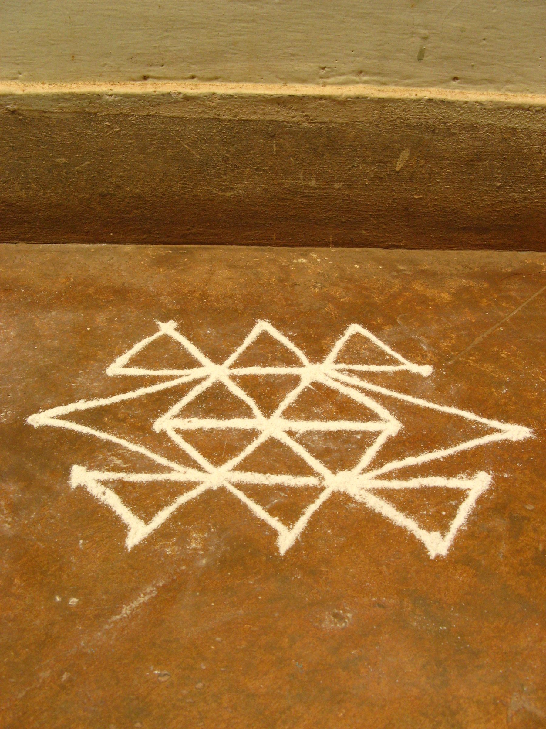 How to Draw a Grid Rangoli by Hand : 6 Steps - Instructables