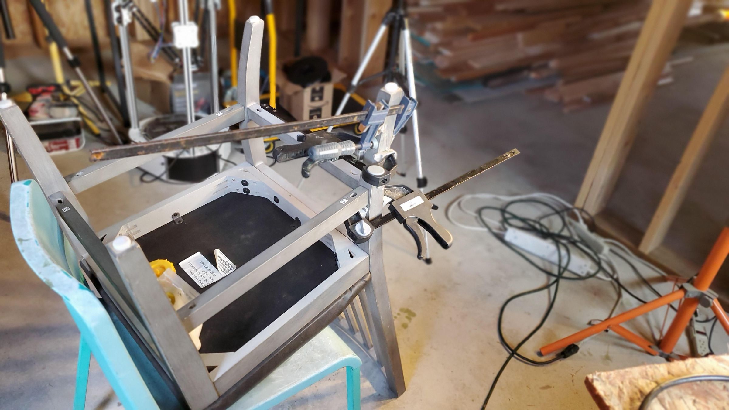 Fixing a Broken Chair or Table Leg : 6 Steps (with Pictures ...