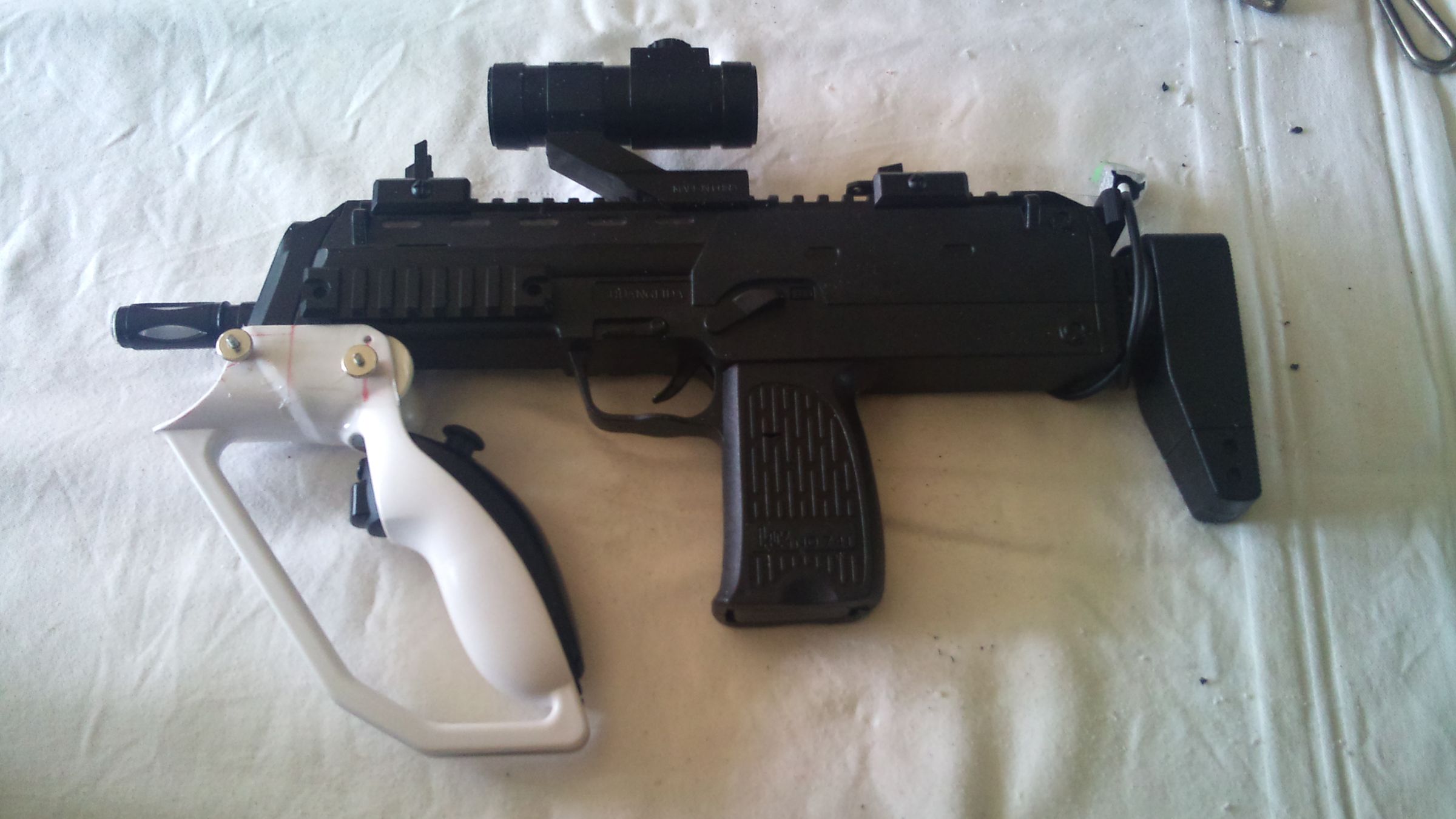 DIY Wii Gun G36C VK : 7 Steps - Instructables