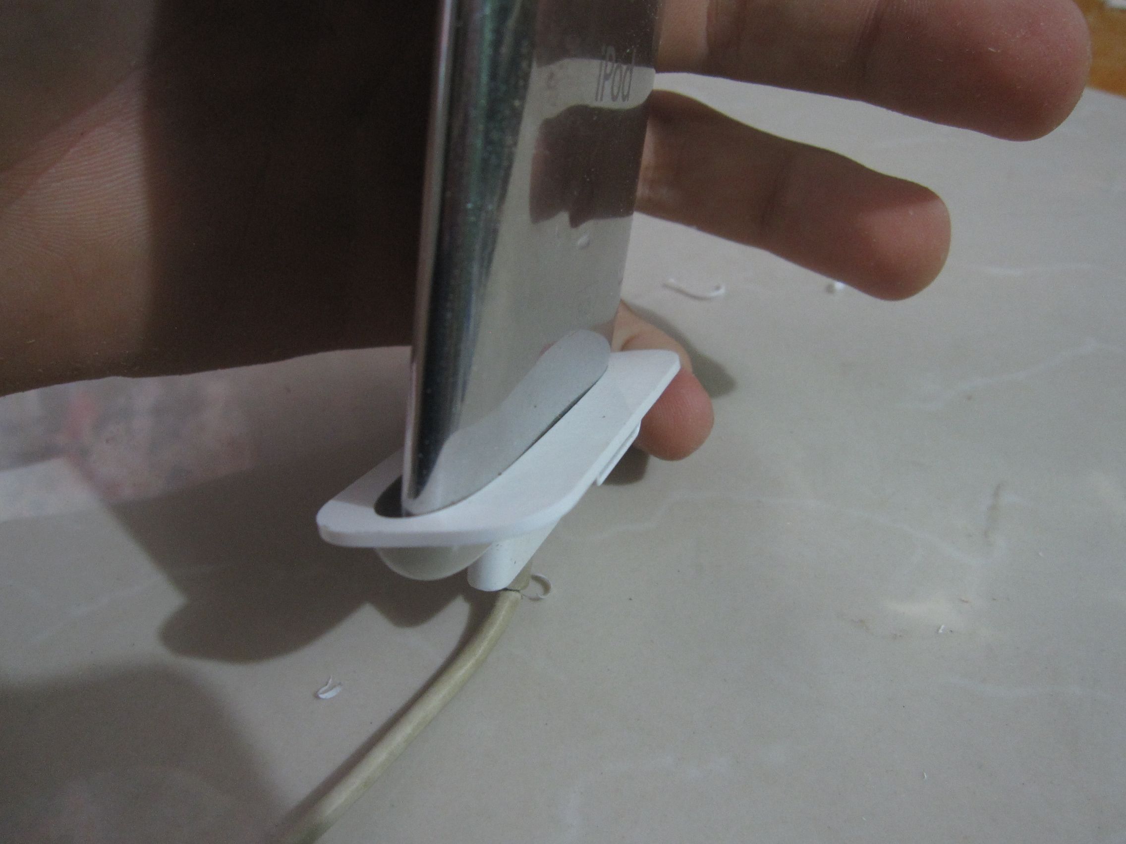 DIY Ipod Dock : 7 Steps - Instructables