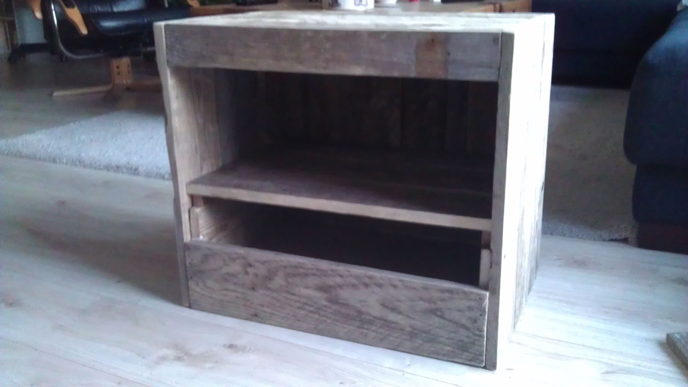 Pallet Nightstand : 13 Steps (with Pictures) - Instructables