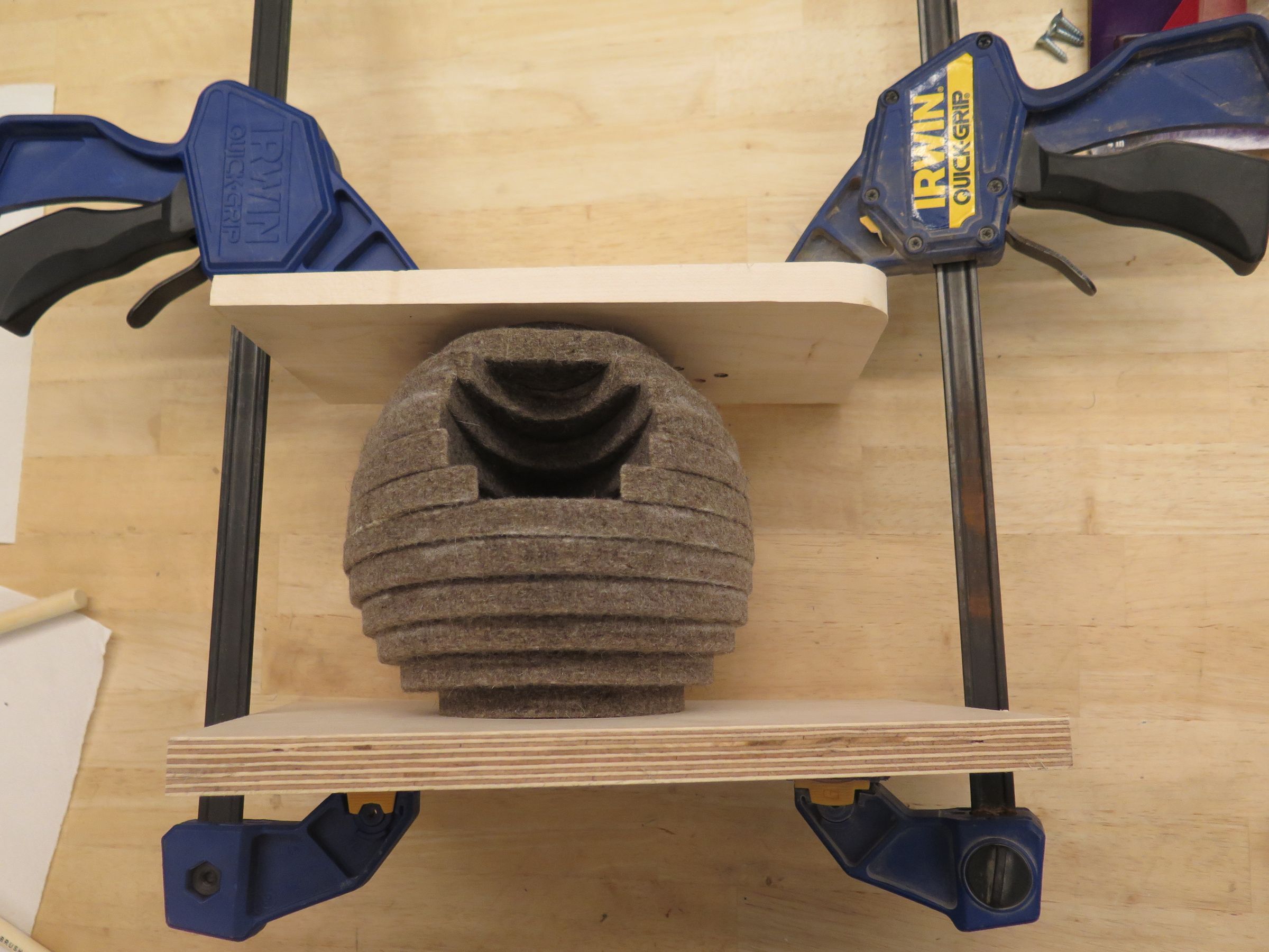 Layered Felt Vase : 6 Steps (with Pictures) - Instructables