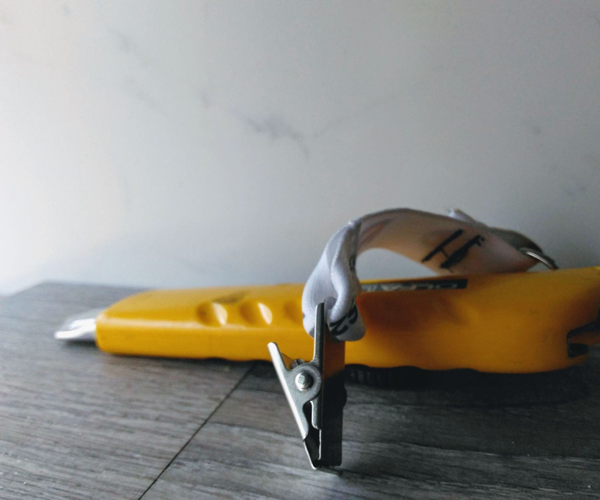 Mitten Clips for the Workshop : 4 Steps - Instructables