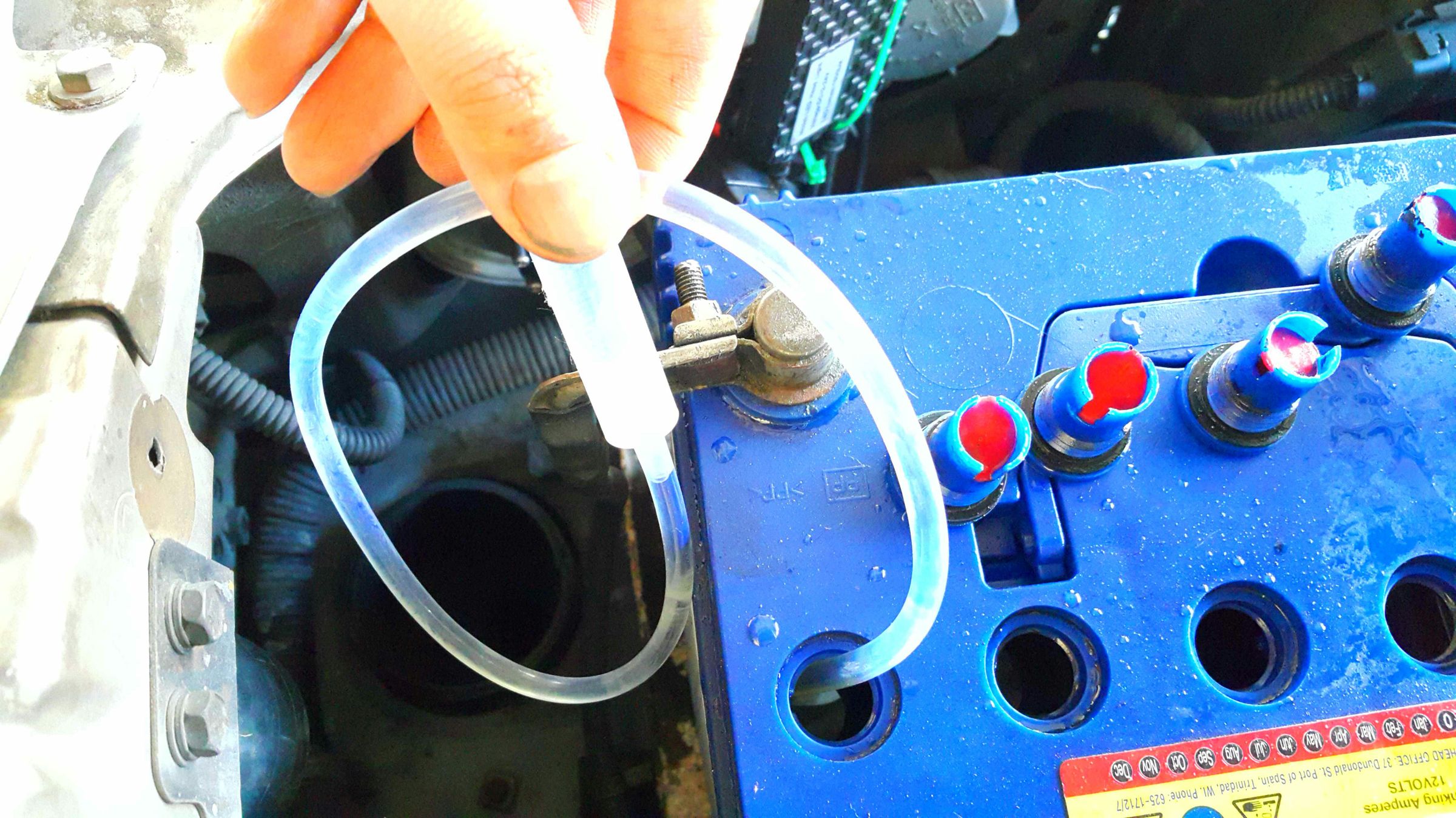 Removing Extra Electrolyte From a Car Battery. - Instructables