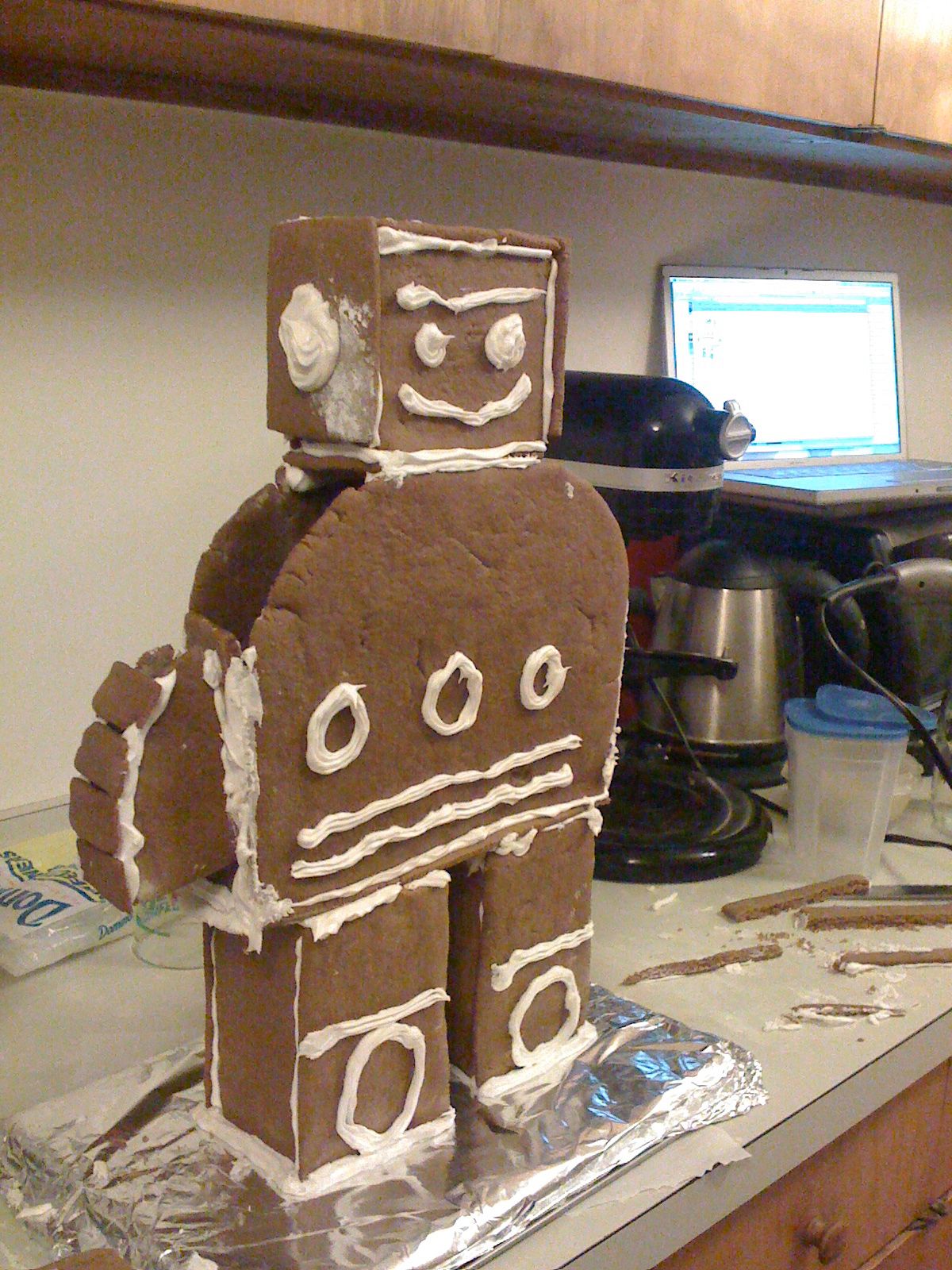 Gingerbread Competition- Sweetest Robot Ever! (with Pictures ...