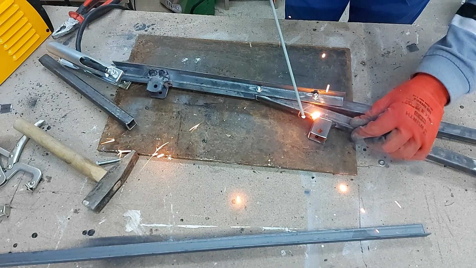 DIY Ski Sled - Plezuh : 12 Steps (with Pictures) - Instructables