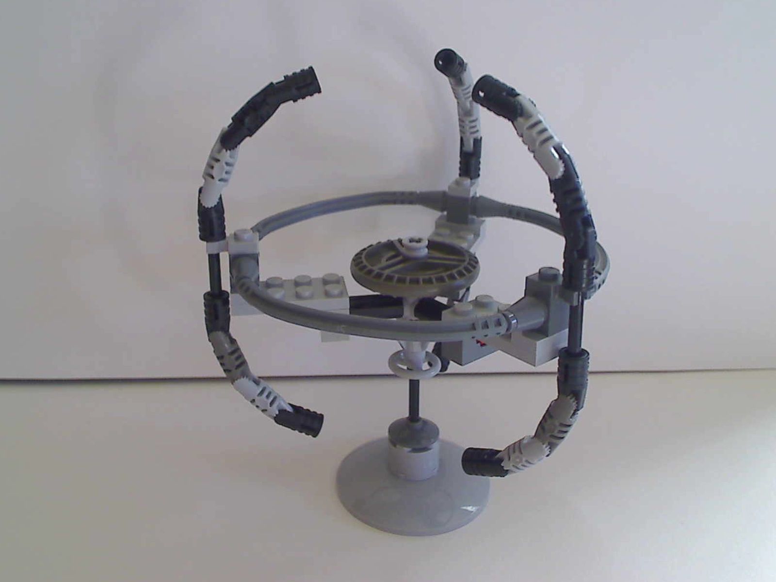 Lego Deep Space 9 : 8 Steps - Instructables