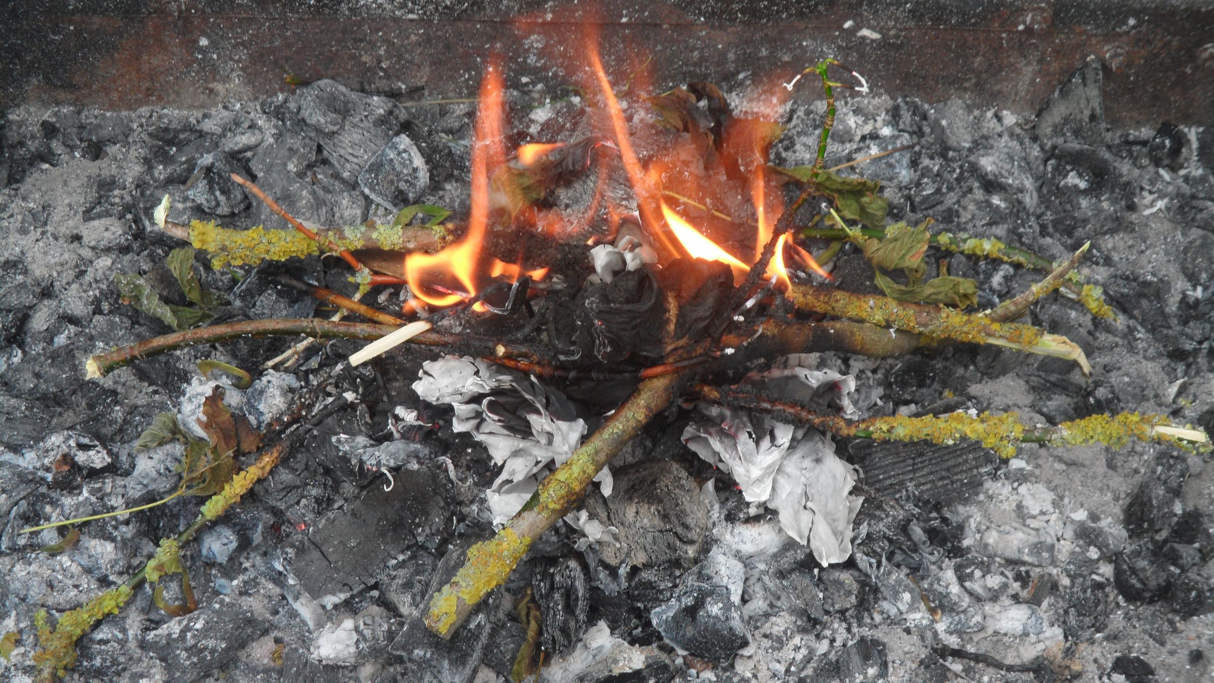 5 Methods to Starting Fire Everywhere! : 6 Steps - Instructables
