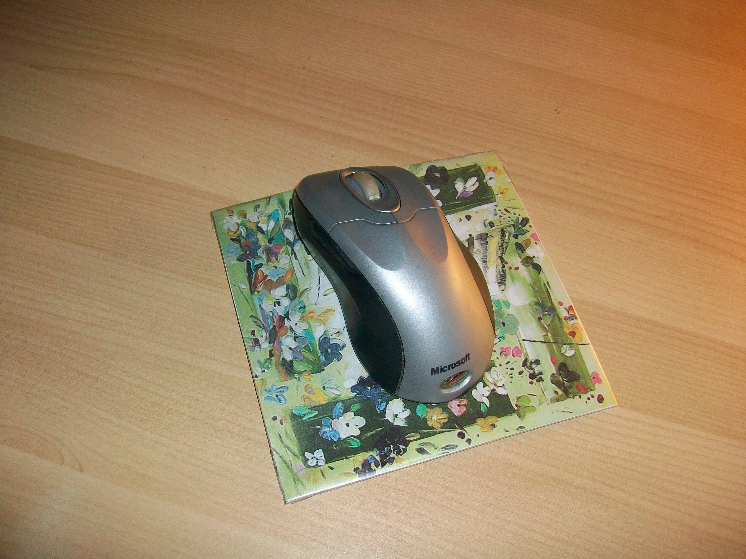 Easy and Pretty Mouse Pad : 3 Steps - Instructables