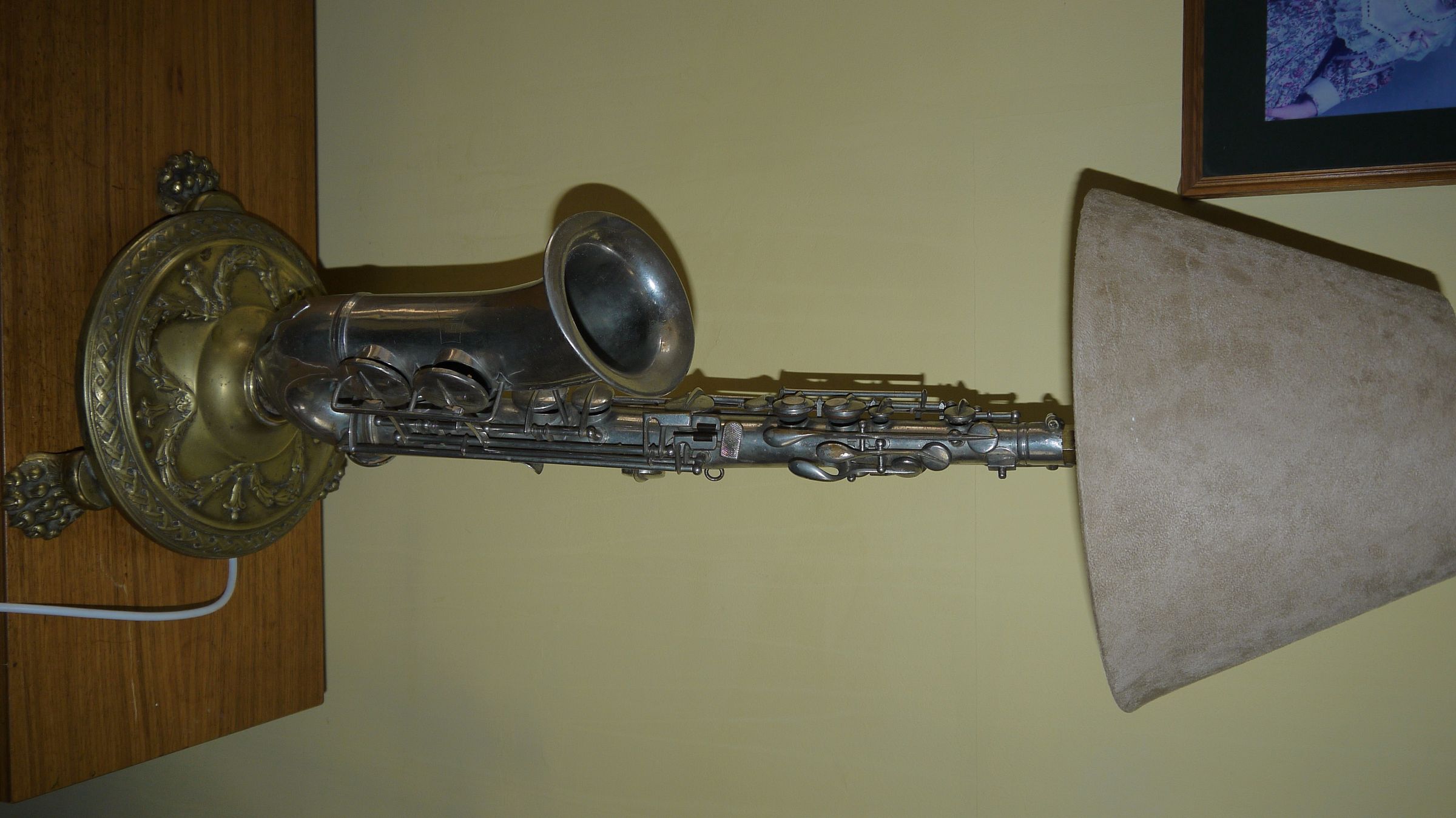 Battle Sax Light - Instructables