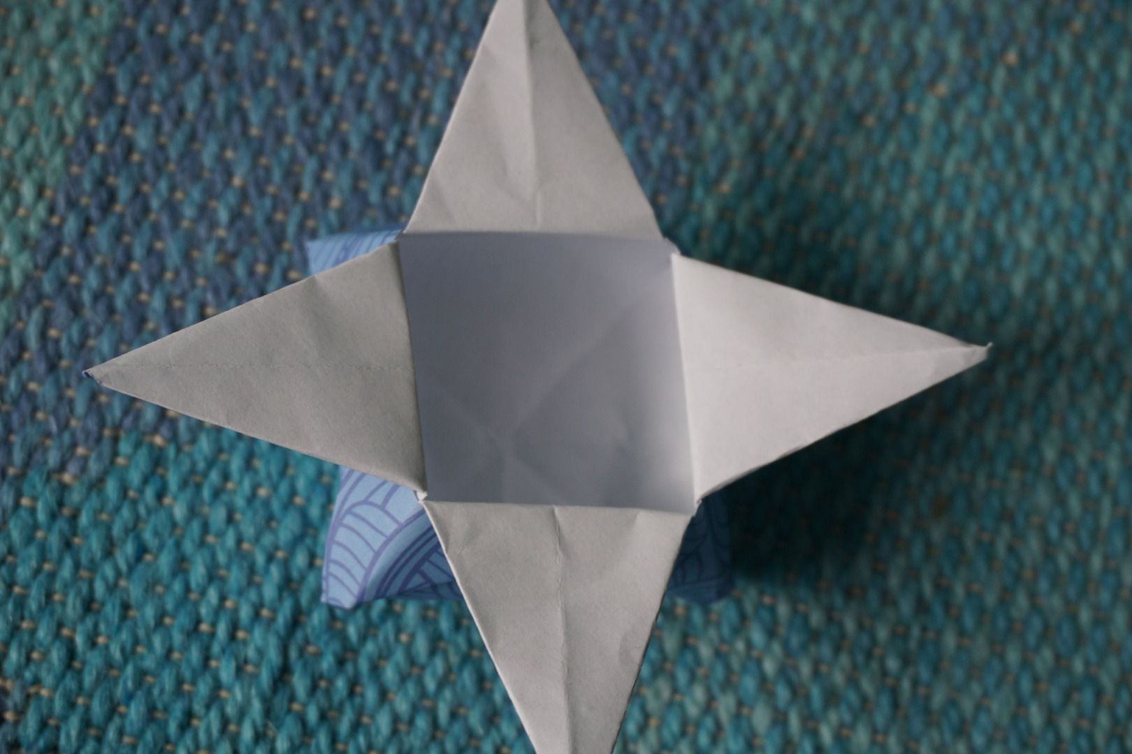 How to Make an Origami Star Box : 6 Steps (with Pictures) - Instructables