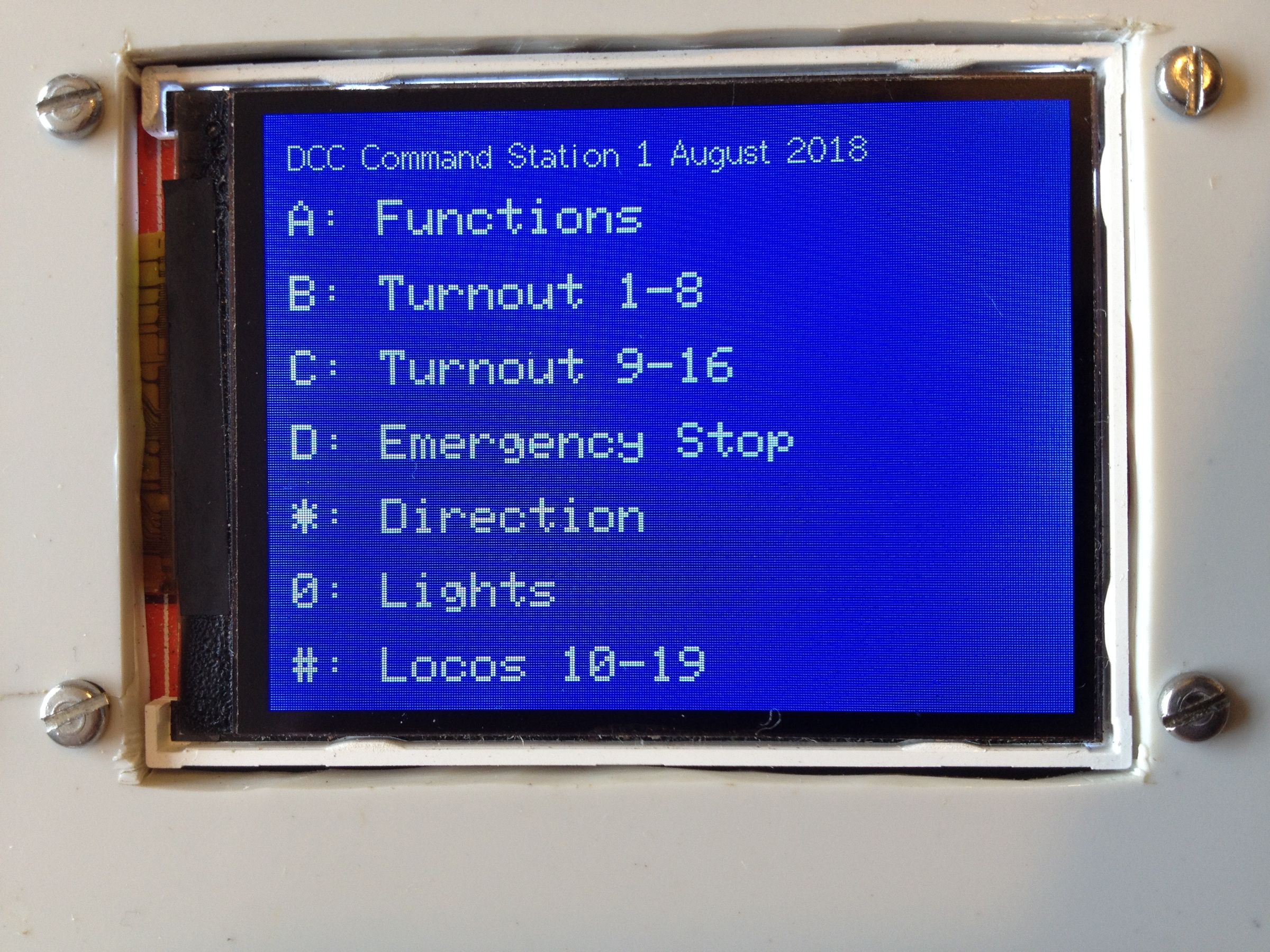 Model Railroad DCC Command Station V2 : 4 Steps - Instructables