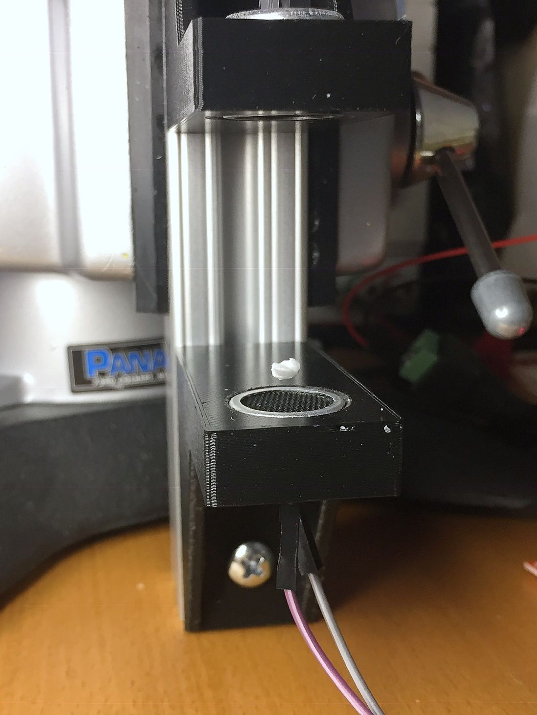 A Simple Stand for an Acoustic Levitator MiniLev : 12 Steps (with ...