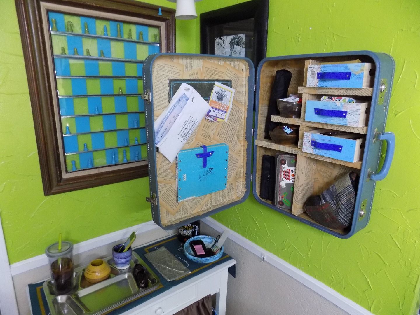 Suitcase Cabinet : 14 Steps (with Pictures) - Instructables