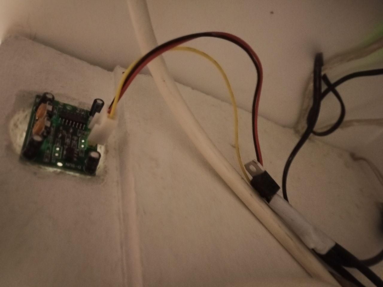 Make an Simple Motion Sensor Light! (PIR) : 13 Steps (with Pictures) - Instructables
