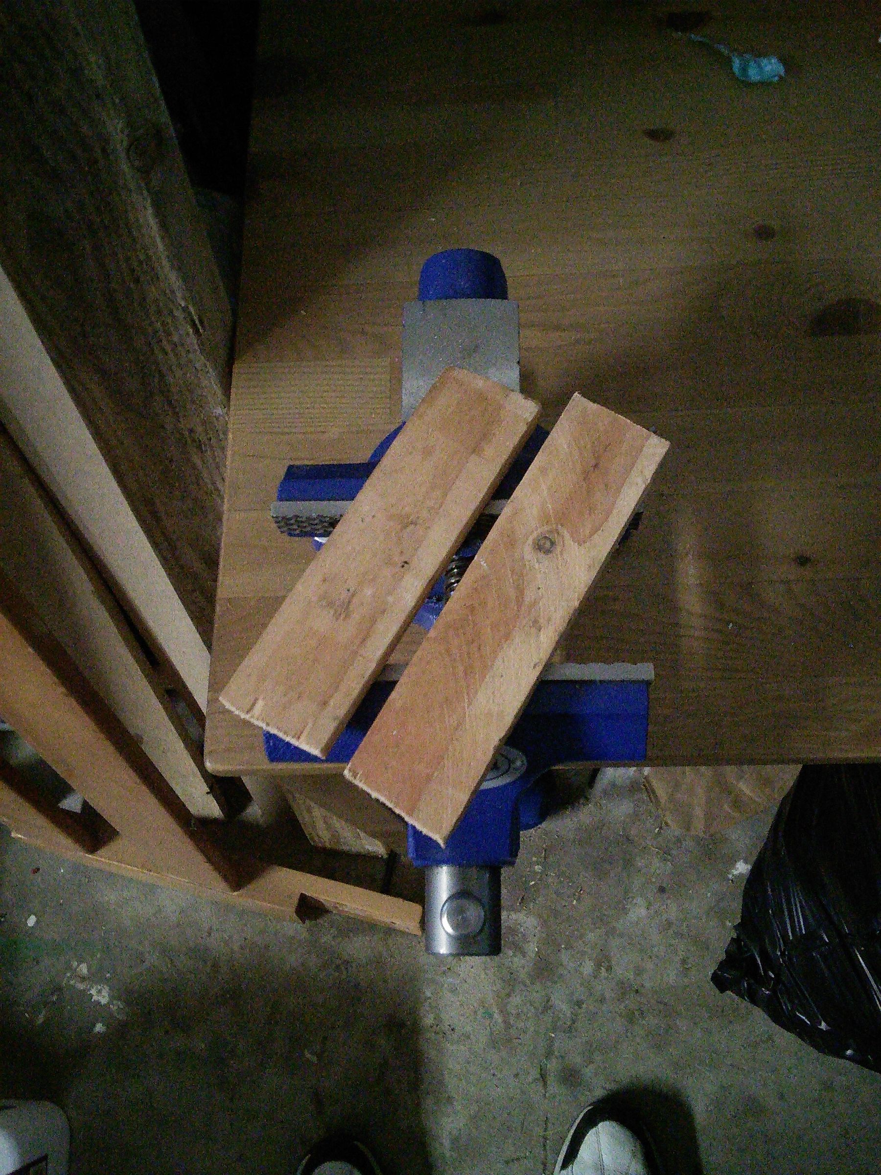 Magnetic Wooden Vise Bumpers : 4 Steps - Instructables