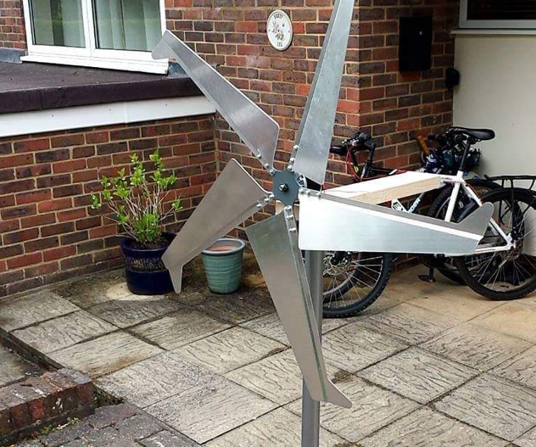 Efficient DIY Wind Turbine : 5 Steps - Instructables