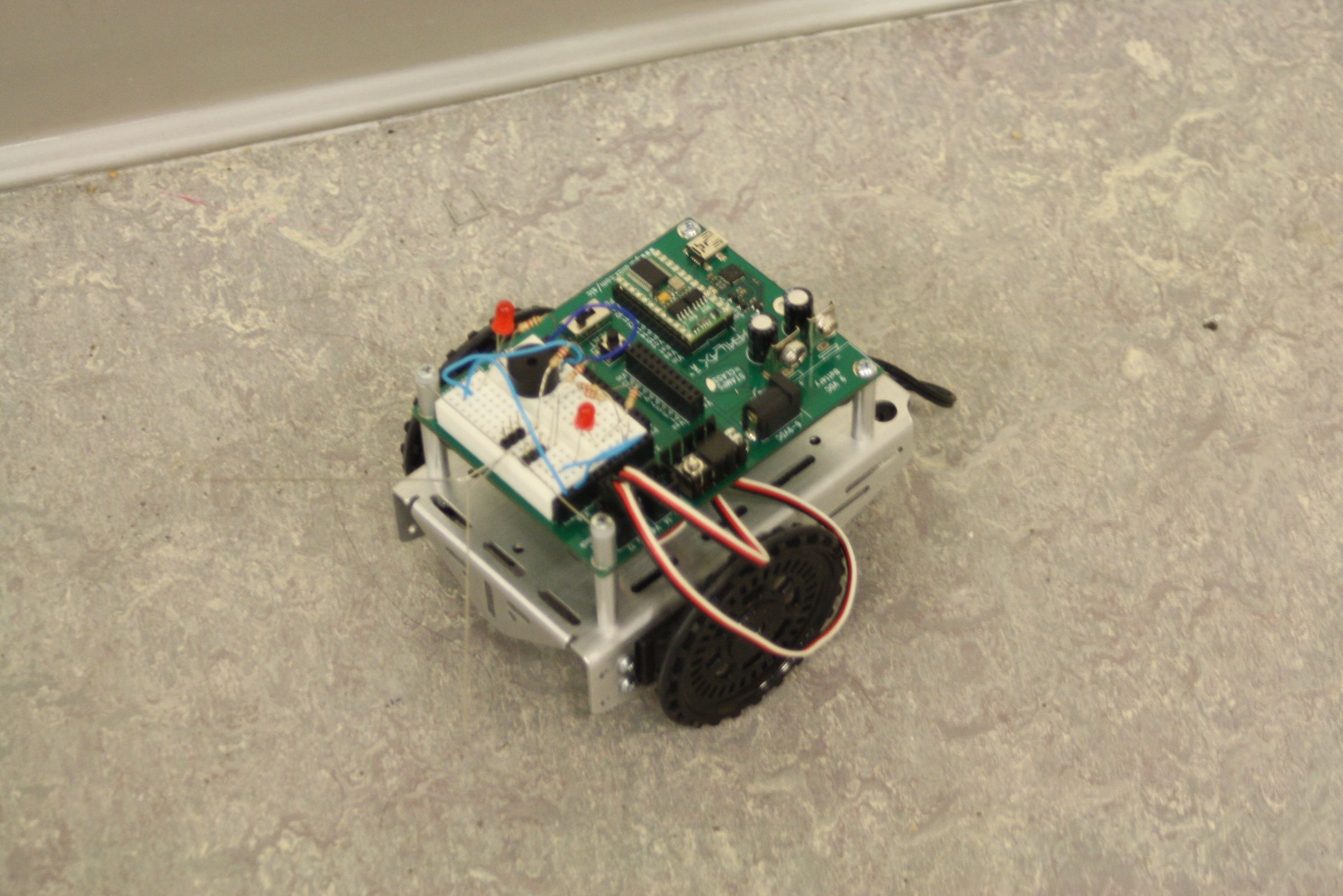 Boe-Bot: Obstacle Avoidance Robot : 6 Steps - Instructables