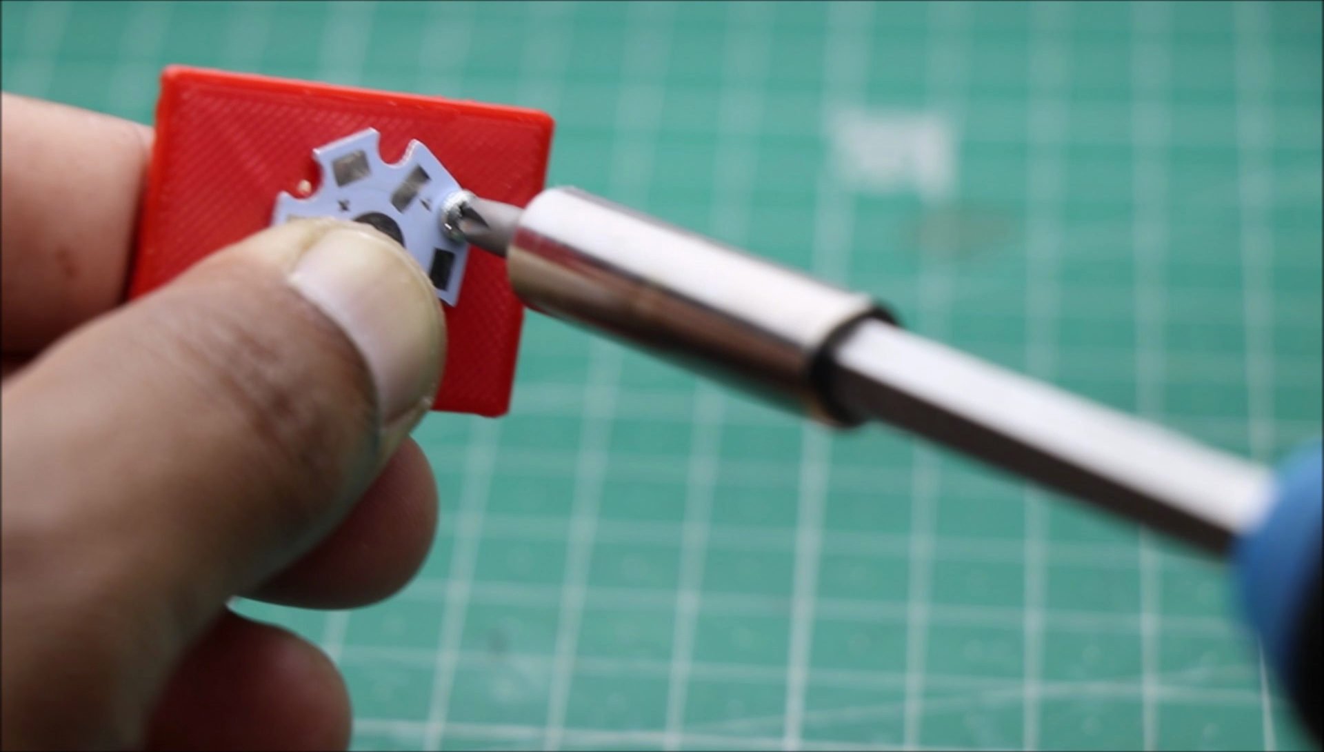 How to Make Mini Rechargeable Powerful LED Light : 8 Steps (with ...