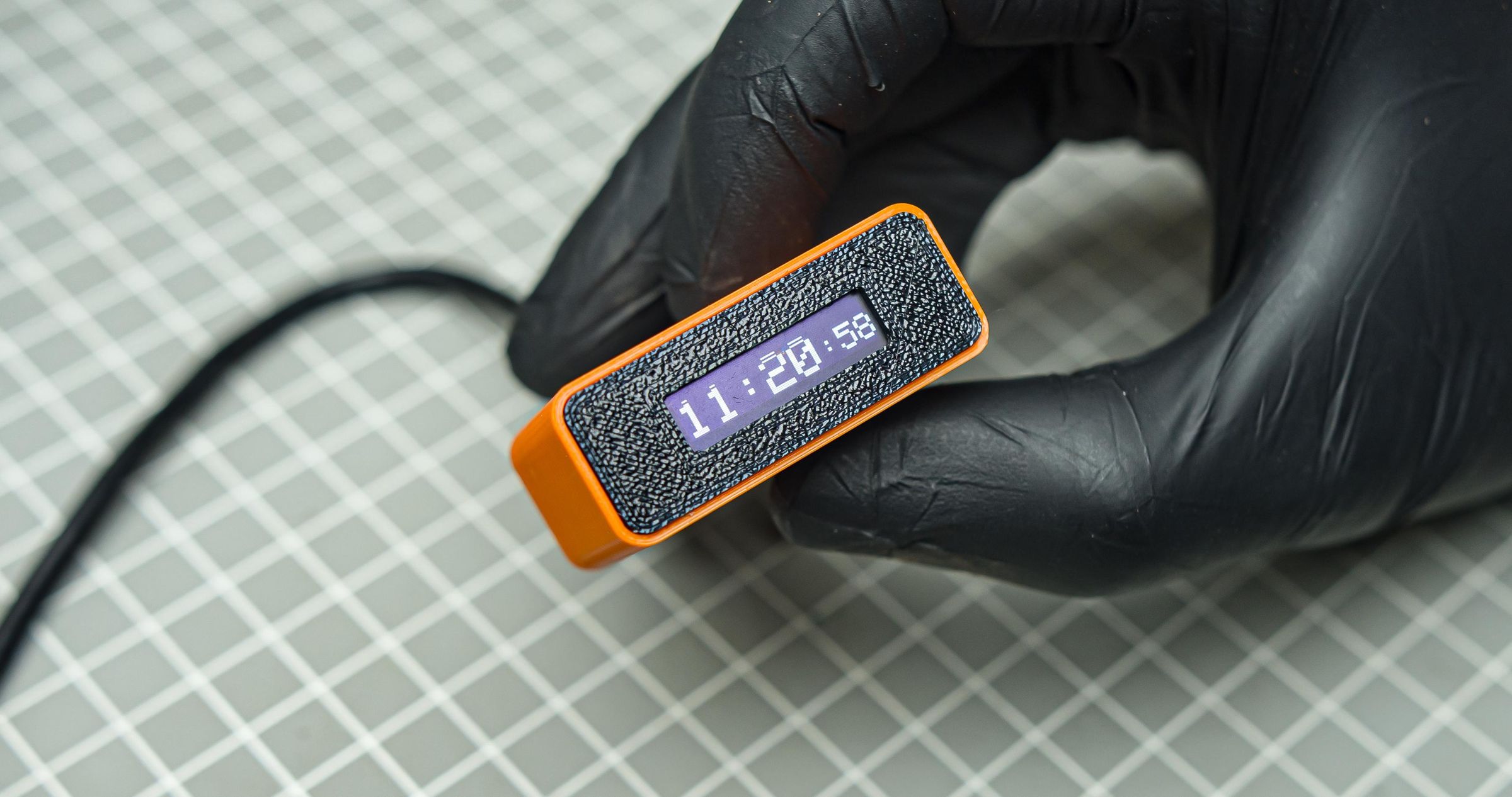 Tiny Internet Clock