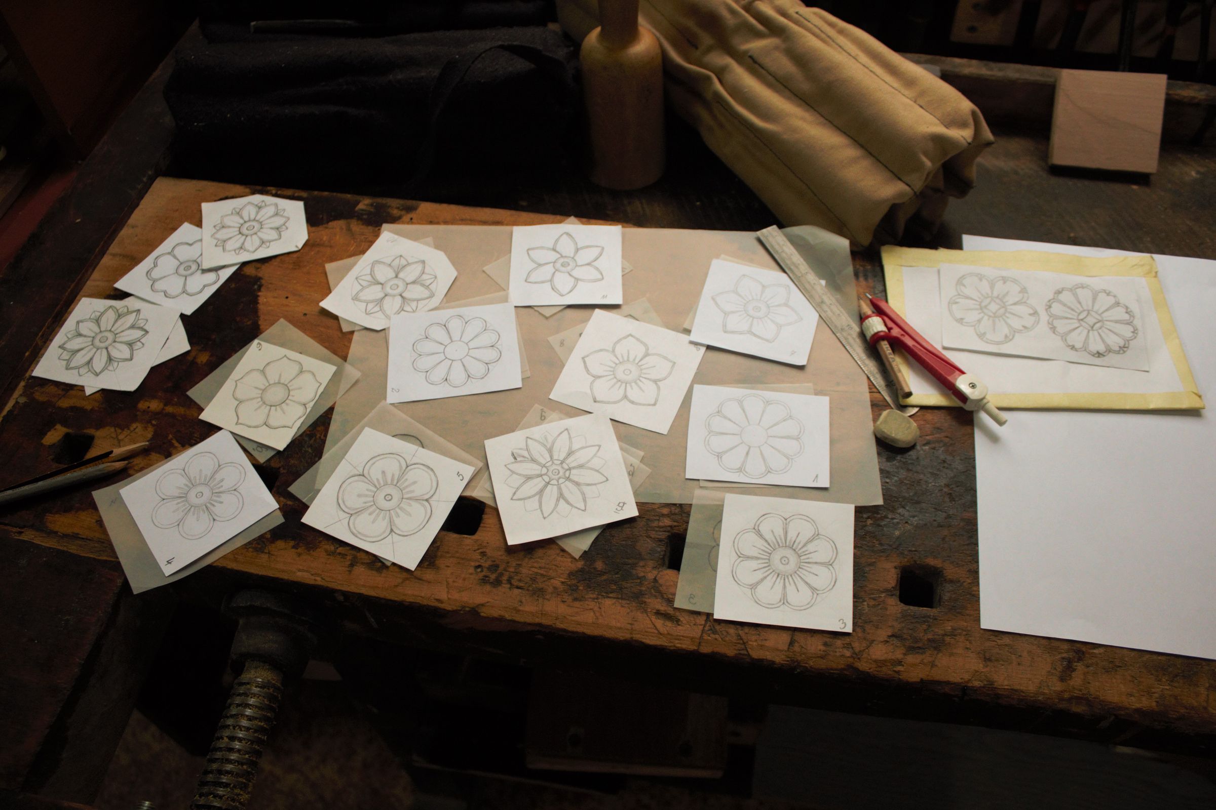 Simple Wood Carving - Flower (rosette) : 5 Steps (with Pictures ...