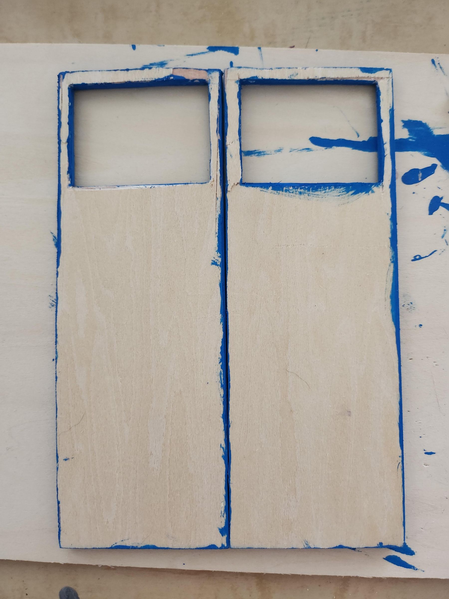 Doctor Who TARDIS Book Nook (That’s Bigger on the Inside!) : 7 Steps ...