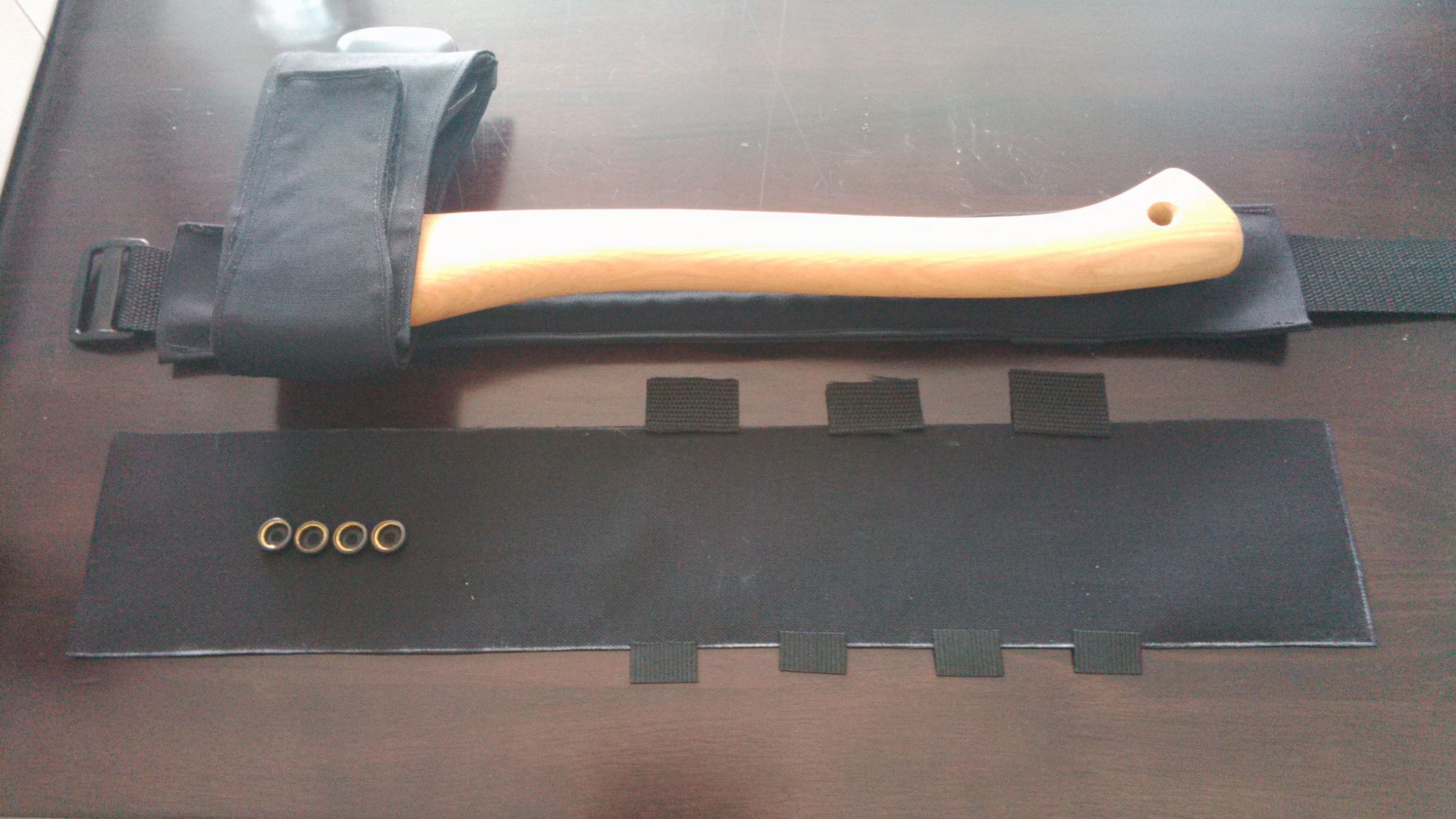 Quick-Release Hatchet Holster : 7 Steps - Instructables