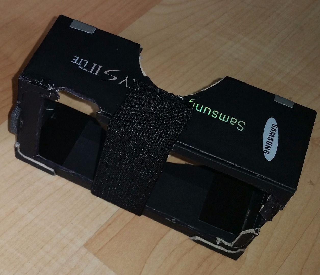 Cheap Custom VR Viewer From a Phone Box -- Prevent Cardboard Face and ...
