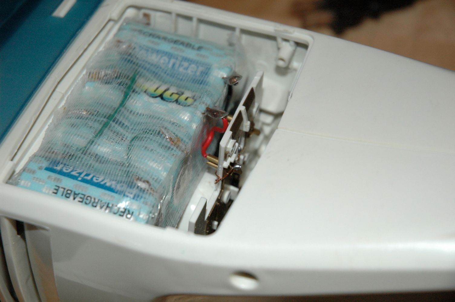 Hot Rod Your Old Dustbuster : 5 Steps - Instructables