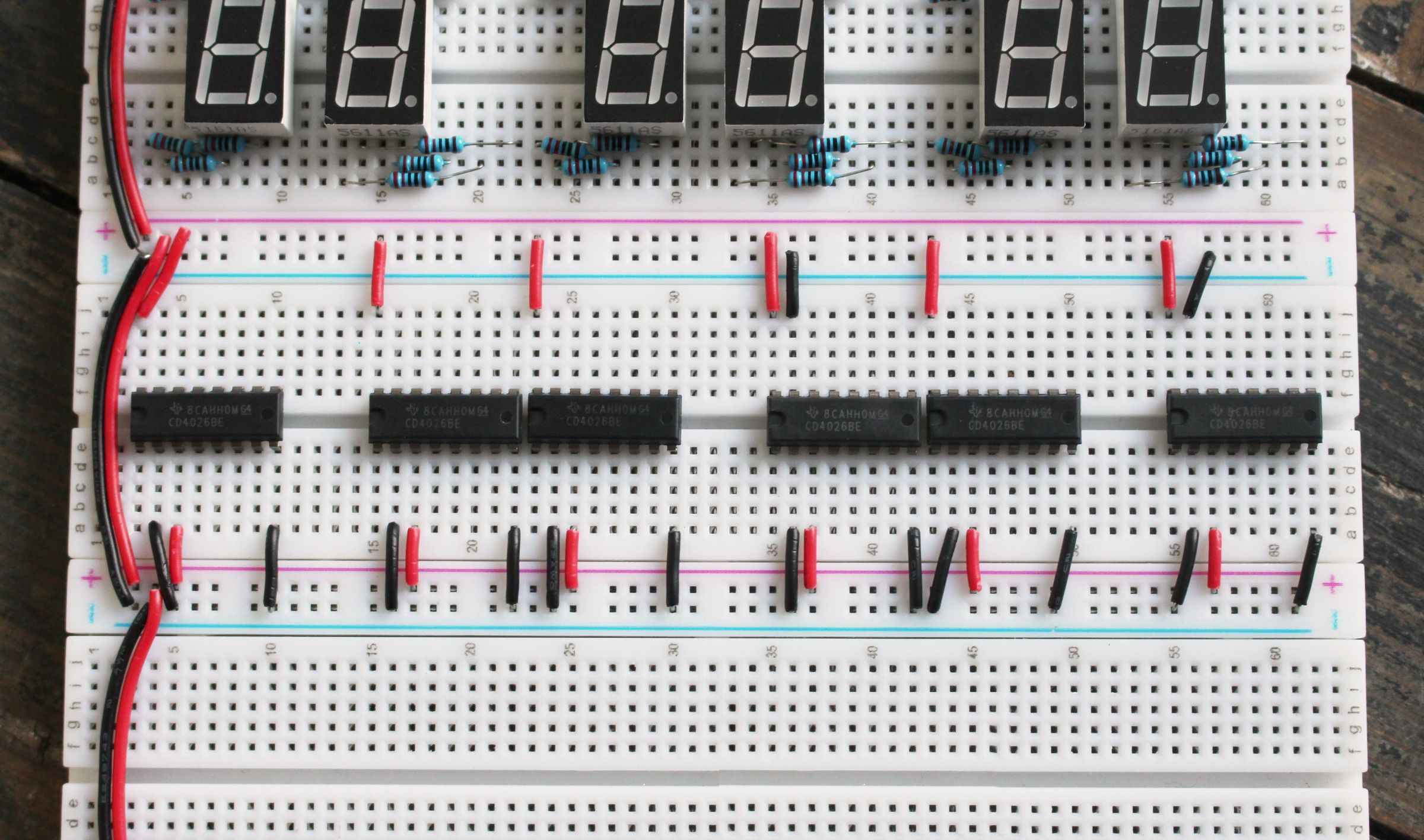 Common IC Breadboard Clock : 7 Steps (with Pictures) - Instructables