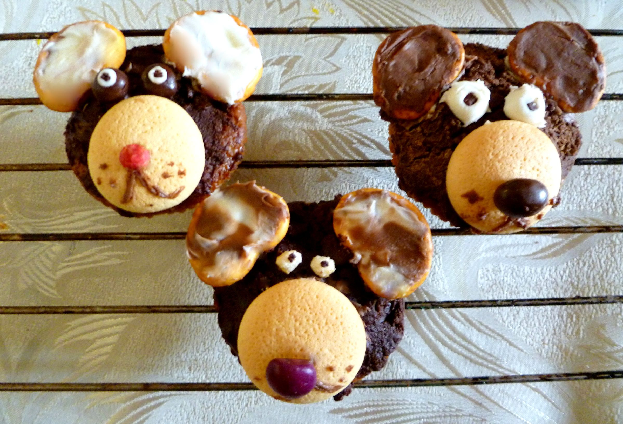 Fruity Animal Muffins : 15 Steps (with Pictures) - Instructables