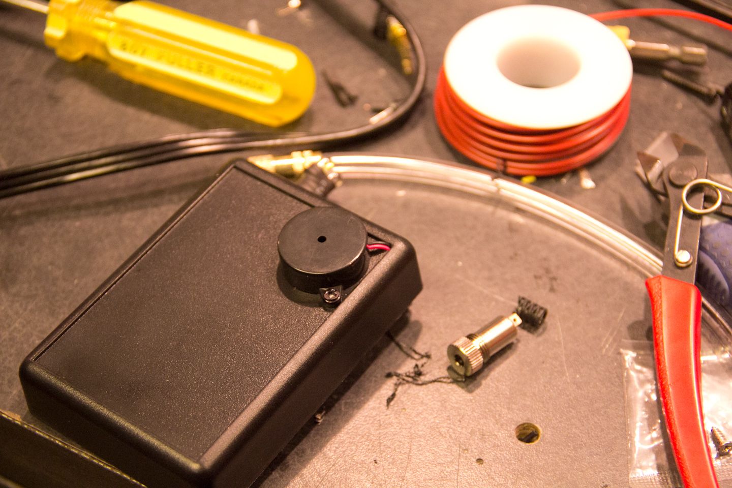 Remote Canon DSLR Video Trigger : 5 Steps - Instructables