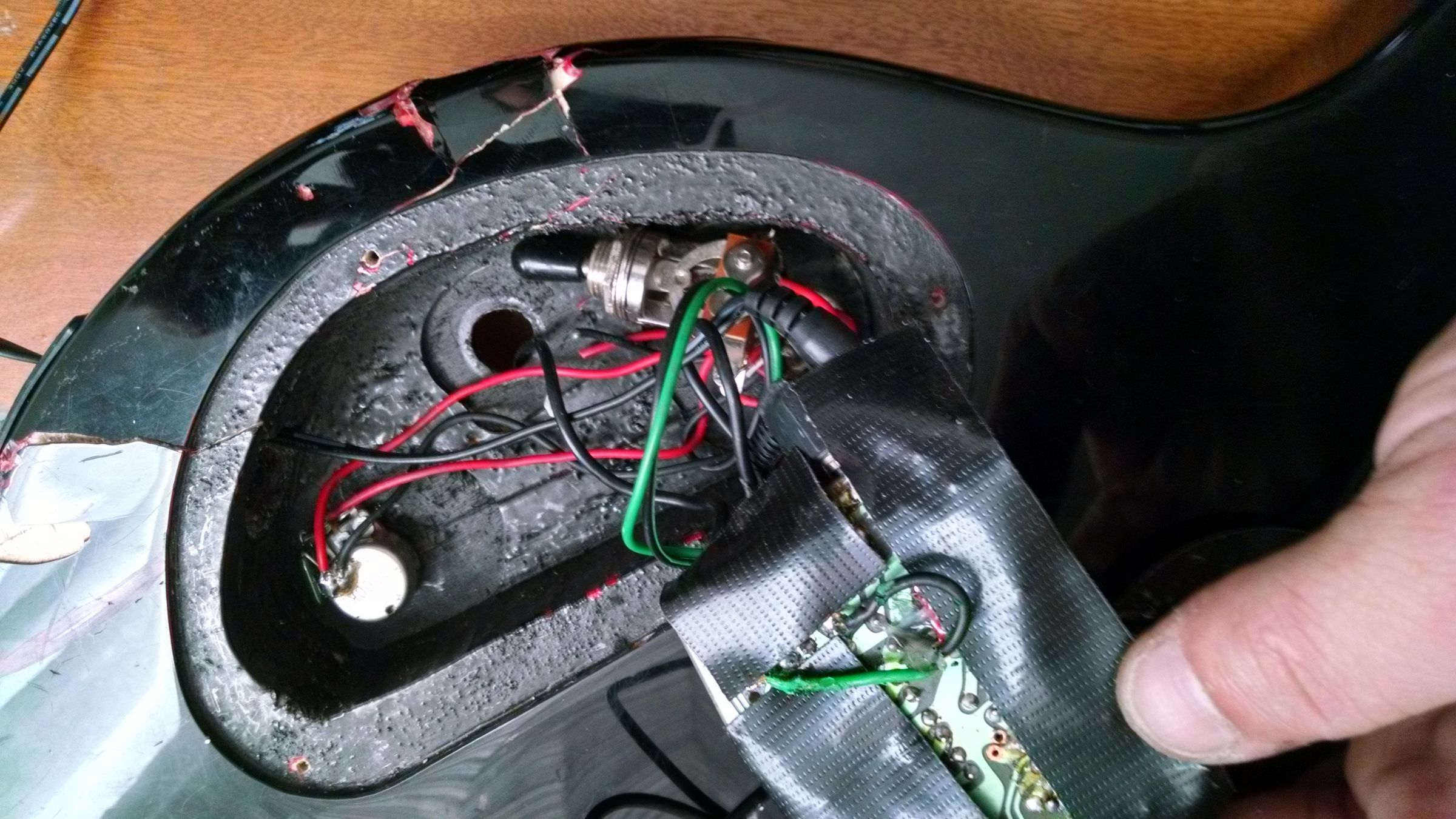 Guitar Guitar-amp : 6 Steps - Instructables