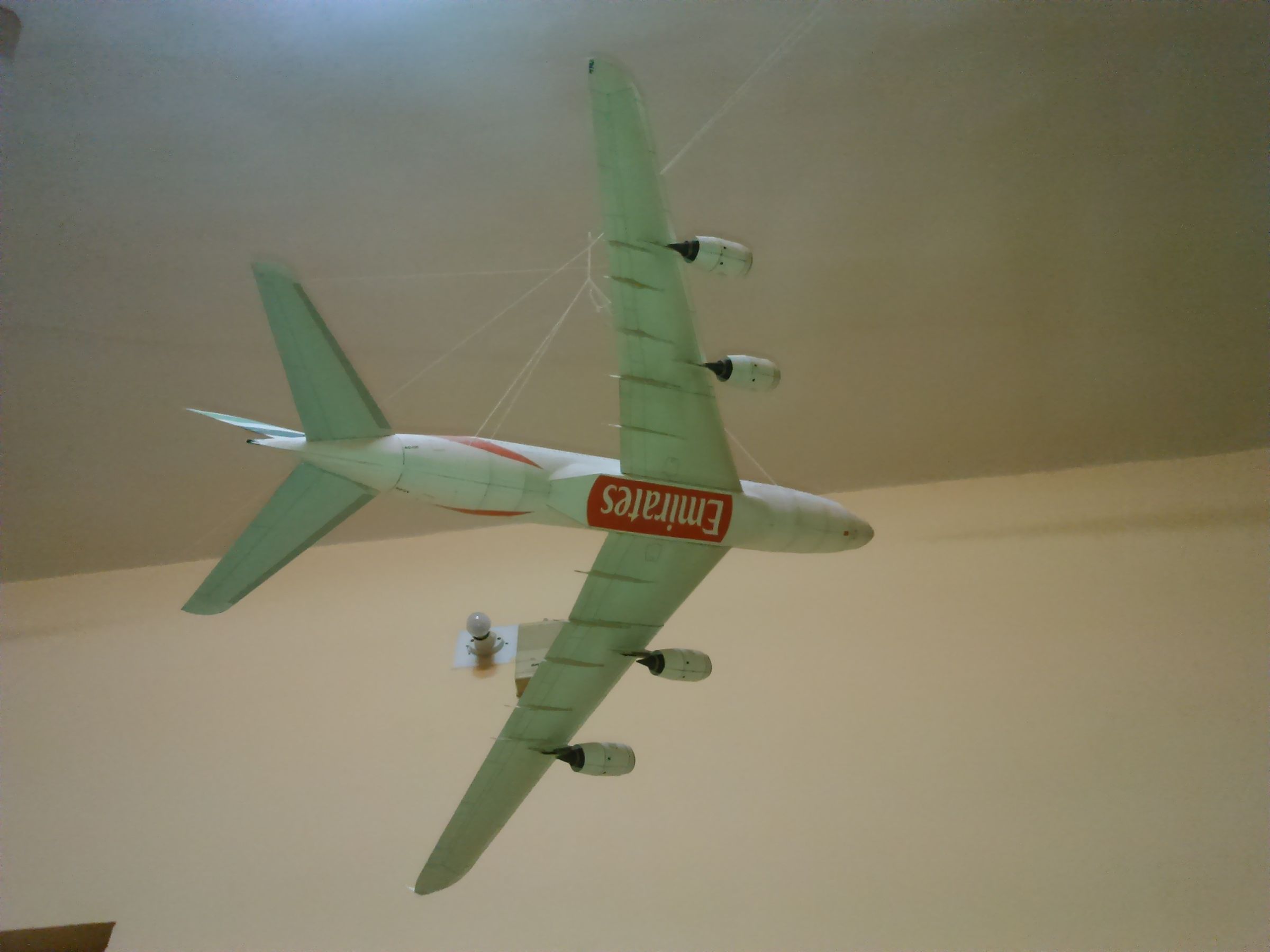 A380 Emirates Paper Model 1:132 : 5 Steps - Instructables