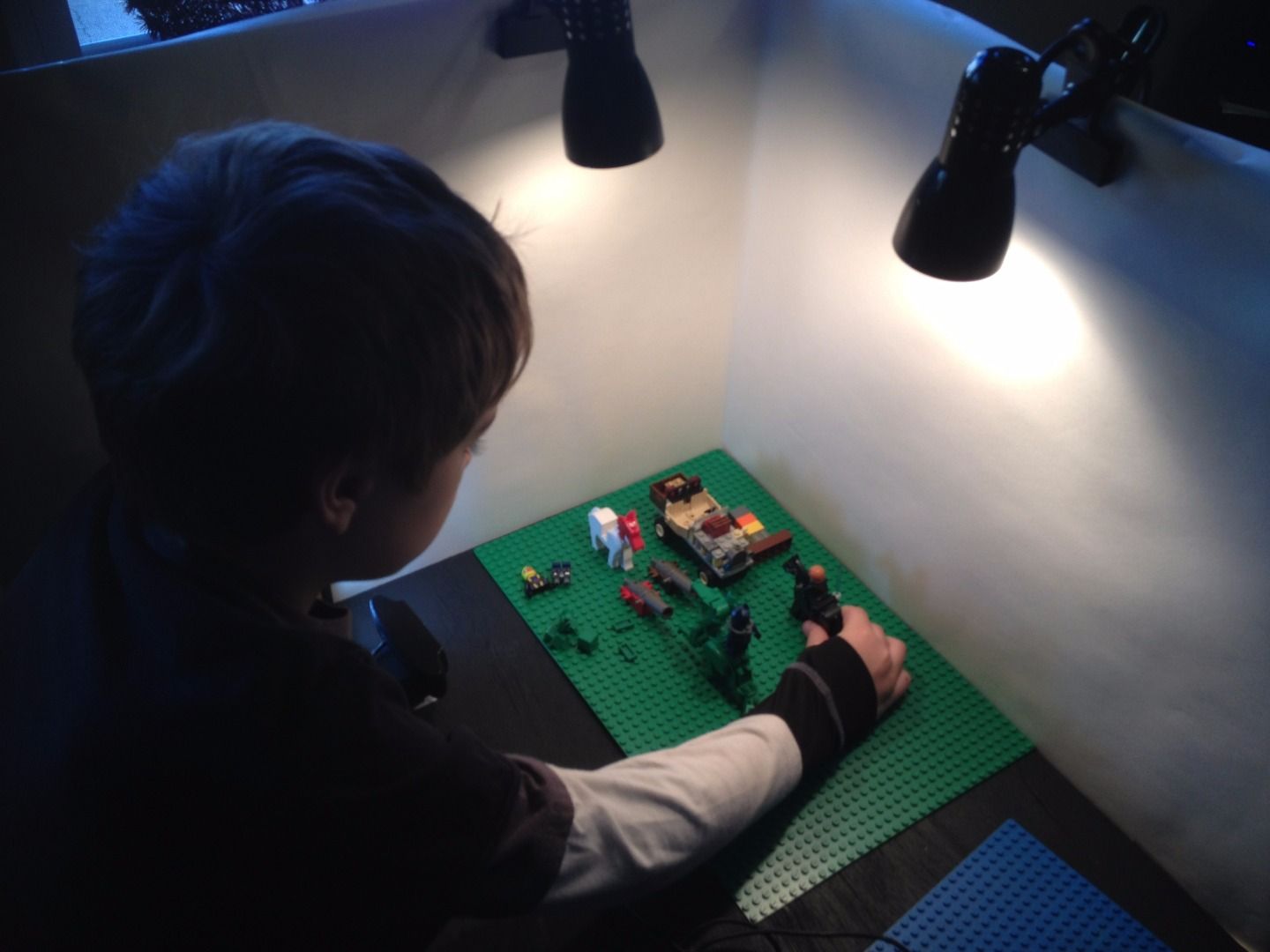 LEGO Stop Motion Stage : 5 Steps - Instructables