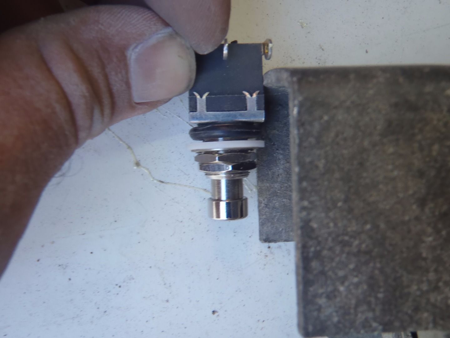 Campervan Deployed Jacks Warning Indicator : 6 Steps (with Pictures ...