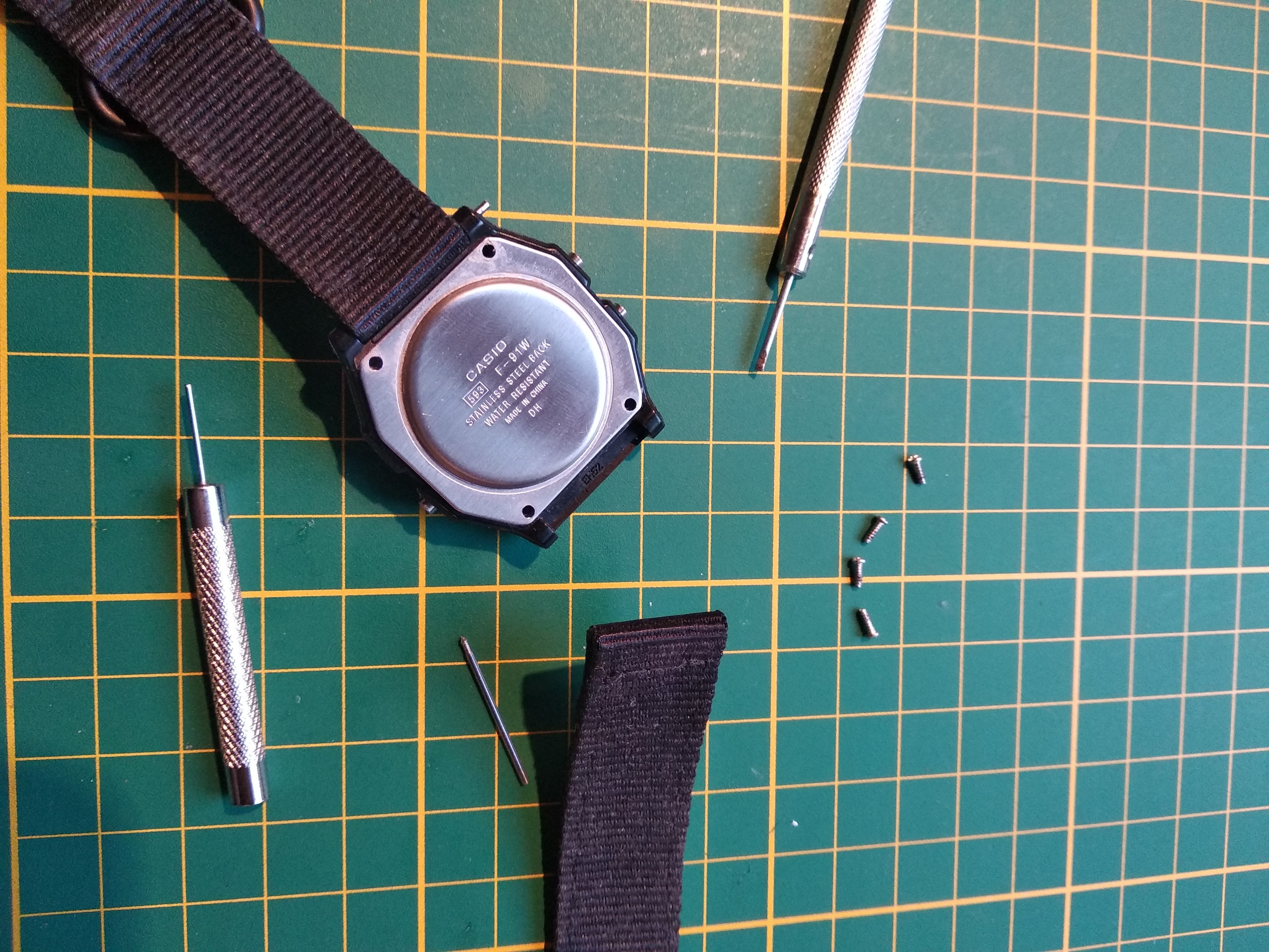 Modded Casio F-91W : 5 Steps (with Pictures) - Instructables