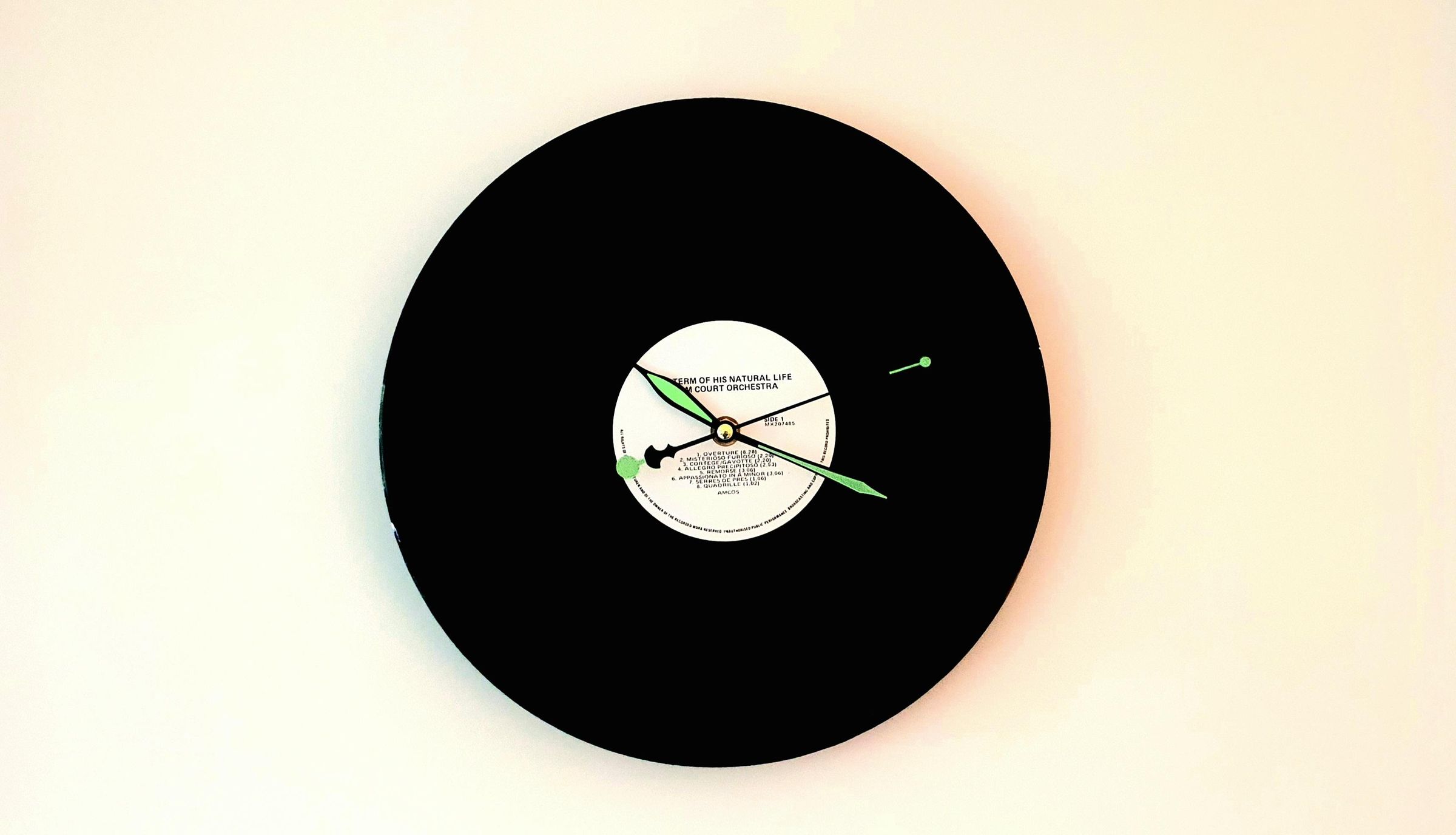 Record Clock : 3 Steps - Instructables