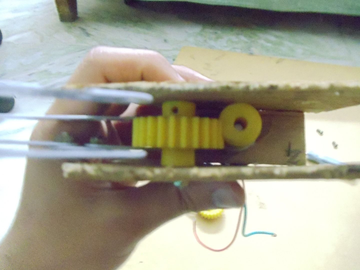 Home Made Robot Gripper : 8 Steps (with Pictures) - Instructables