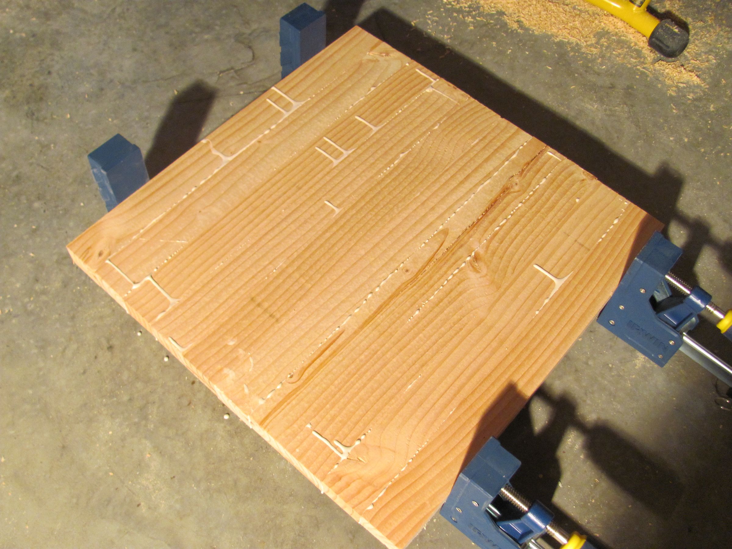 2x12 End Table With HDPE Knob : 12 Steps (with Pictures) - Instructables