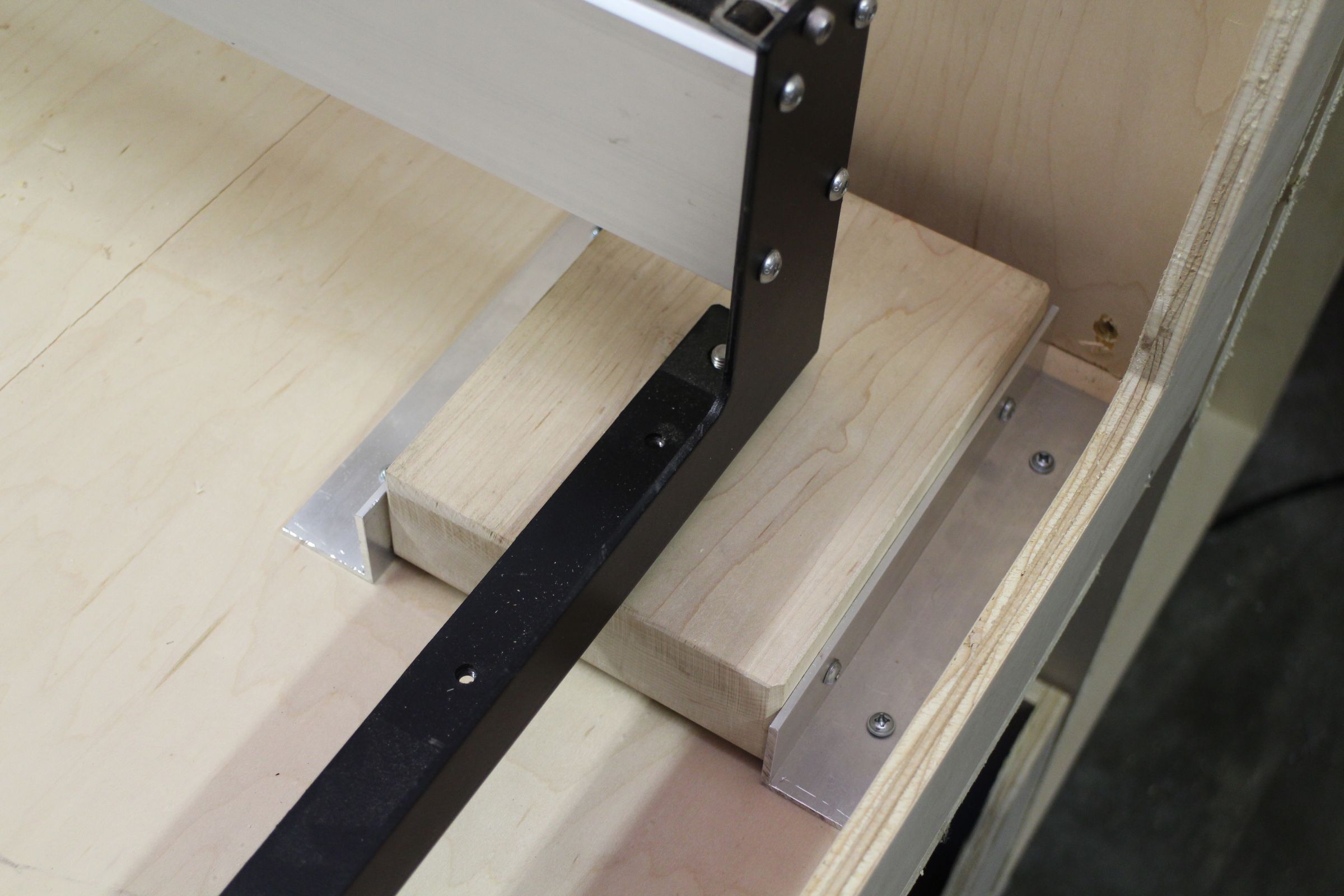 Flip-Top CNC Table : 11 Steps (with Pictures) - Instructables