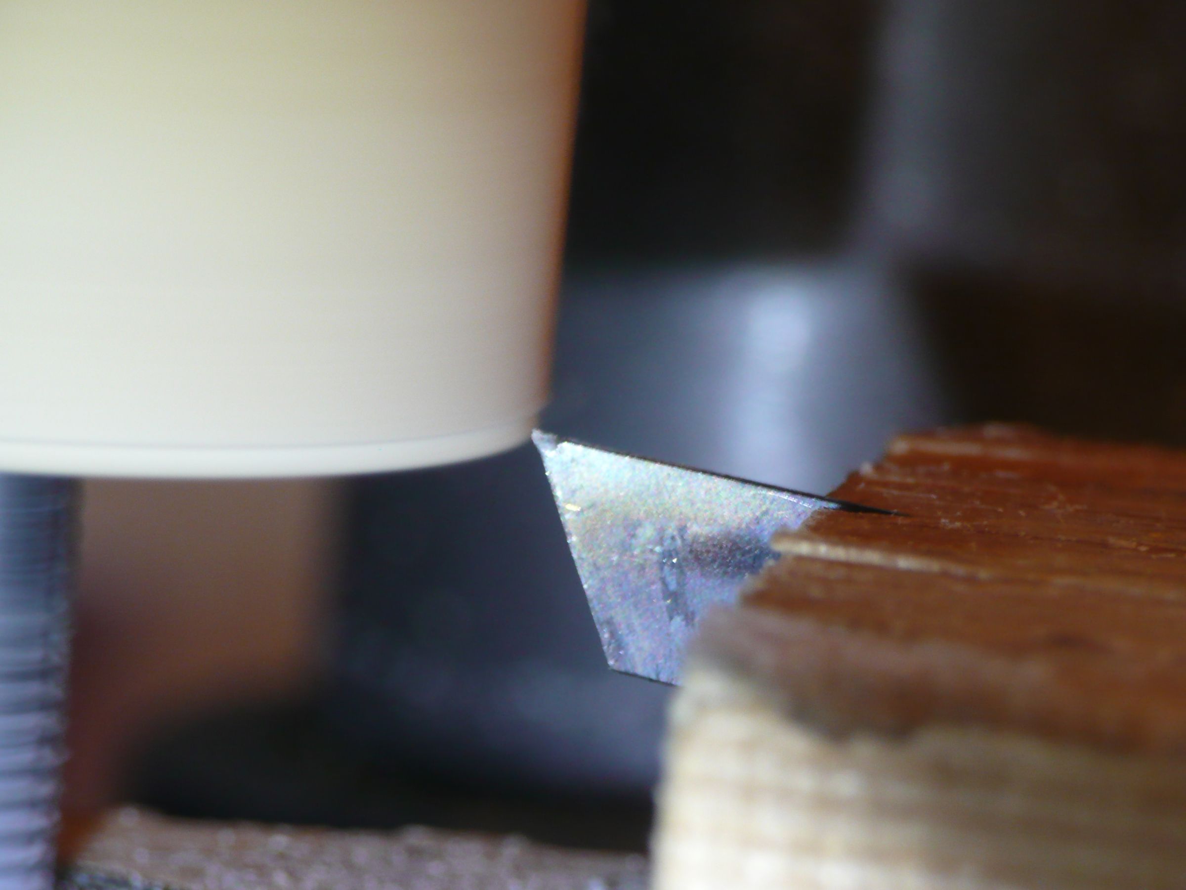 An Belt Sander to the Size of the Palm : 14 Steps - Instructables